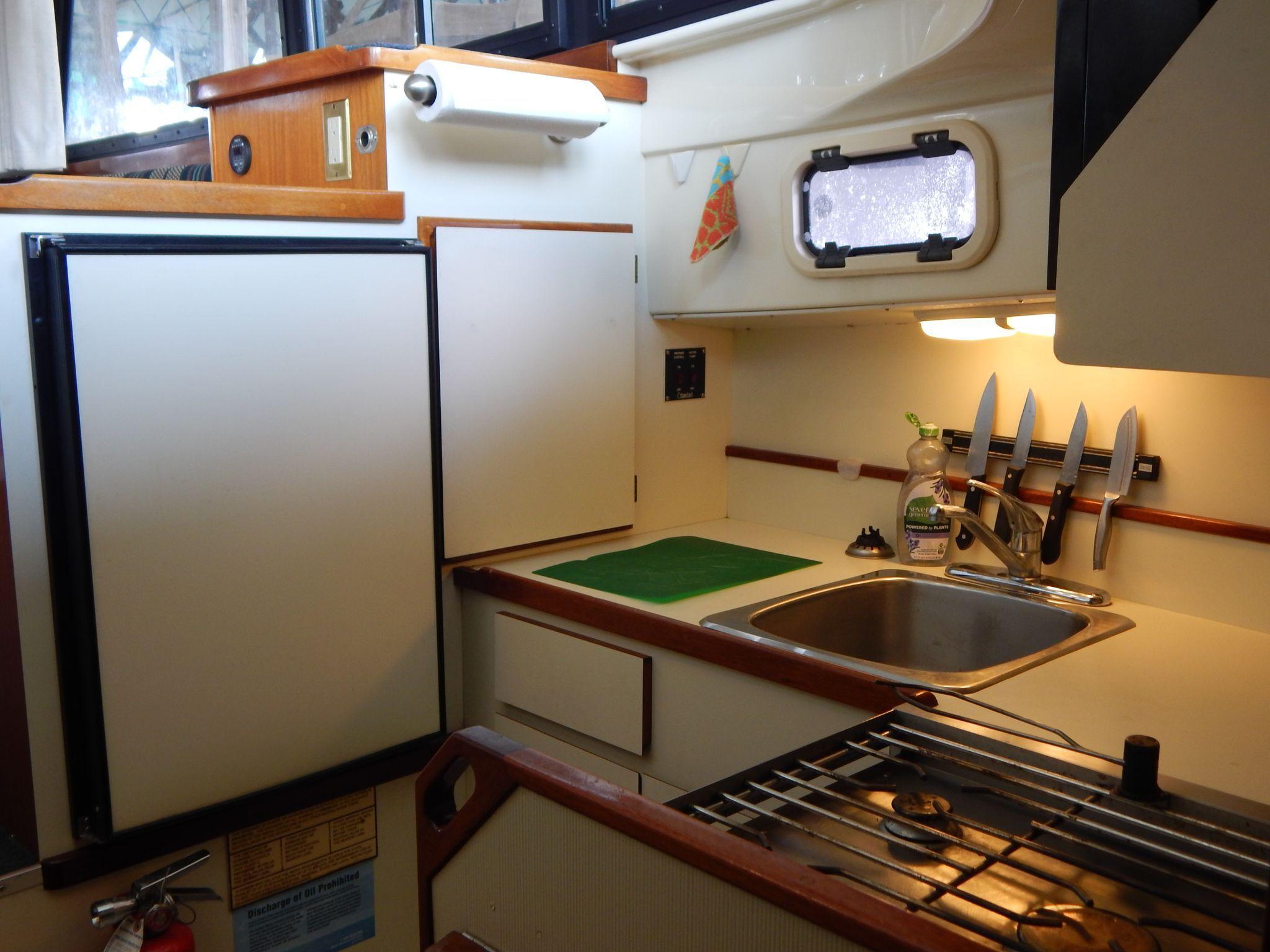 2002 Camano 31 Trawler Trawler for sale - YachtWorld