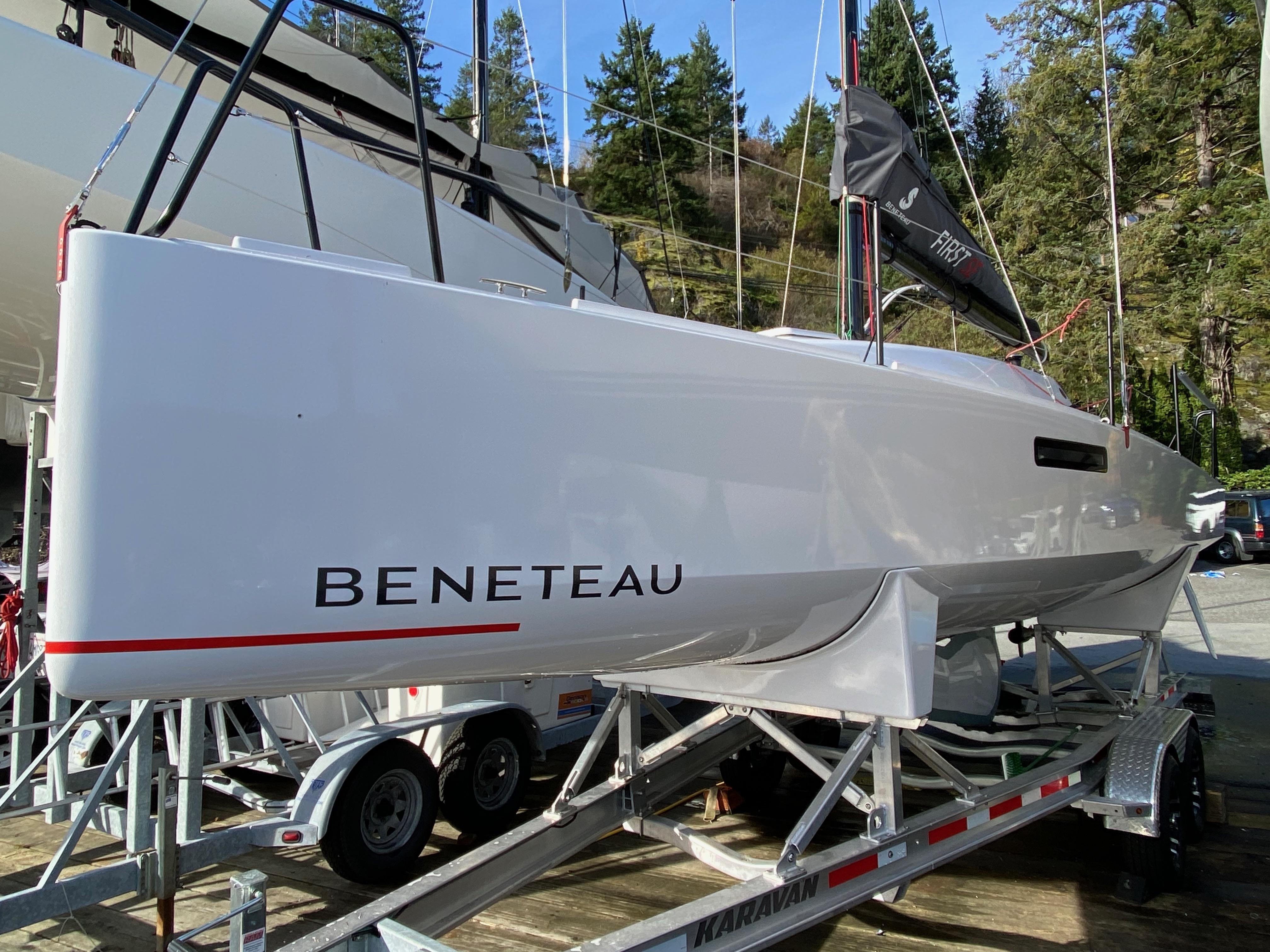 2023 Beneteau First 27 SE Racer Segelboote Kaufen - YachtWorld