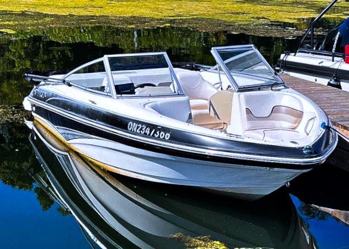 Larson boats for sale | YachtWorld