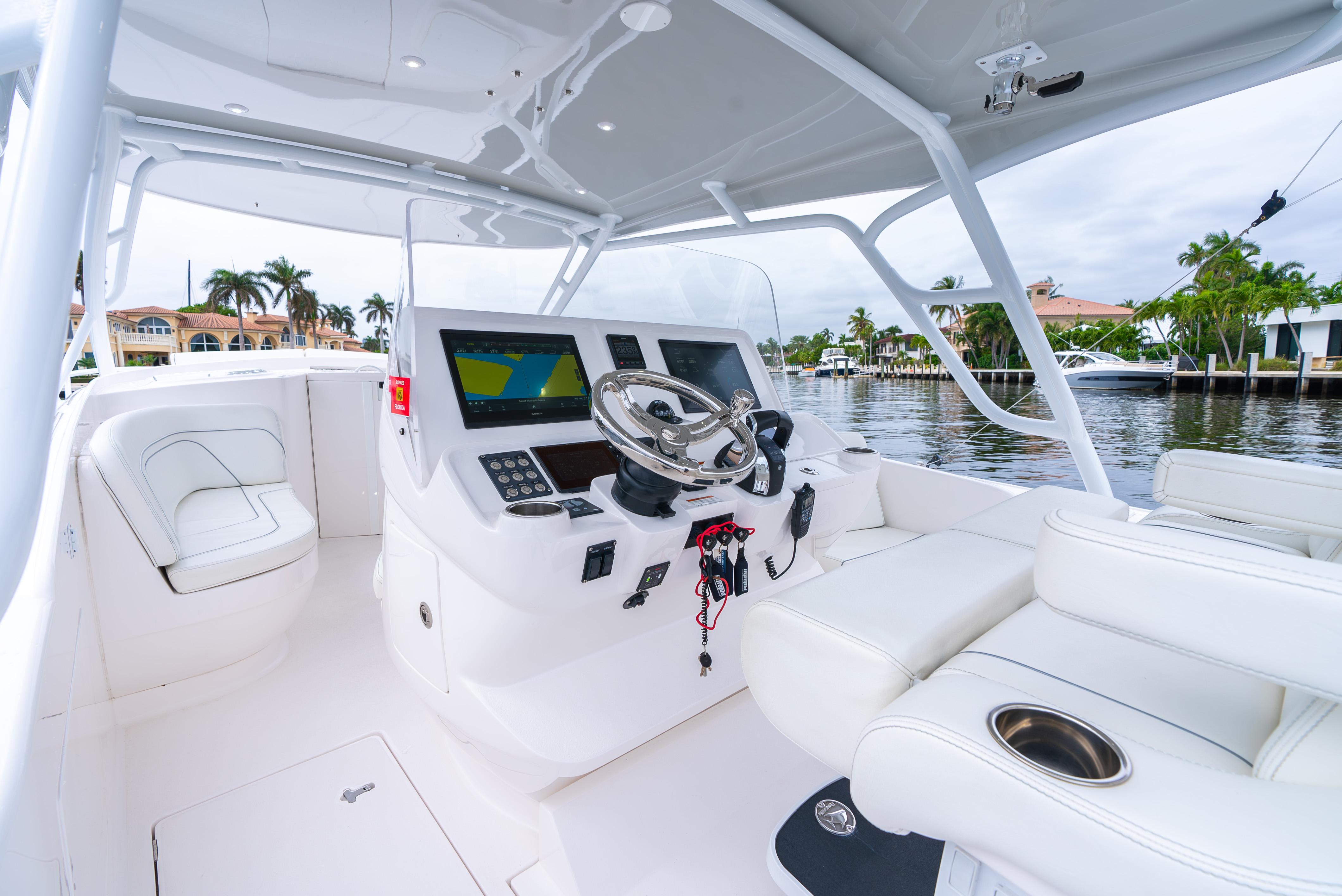 2020 Intrepid 407 Cuddy Cuddy Cabin for sale - YachtWorld