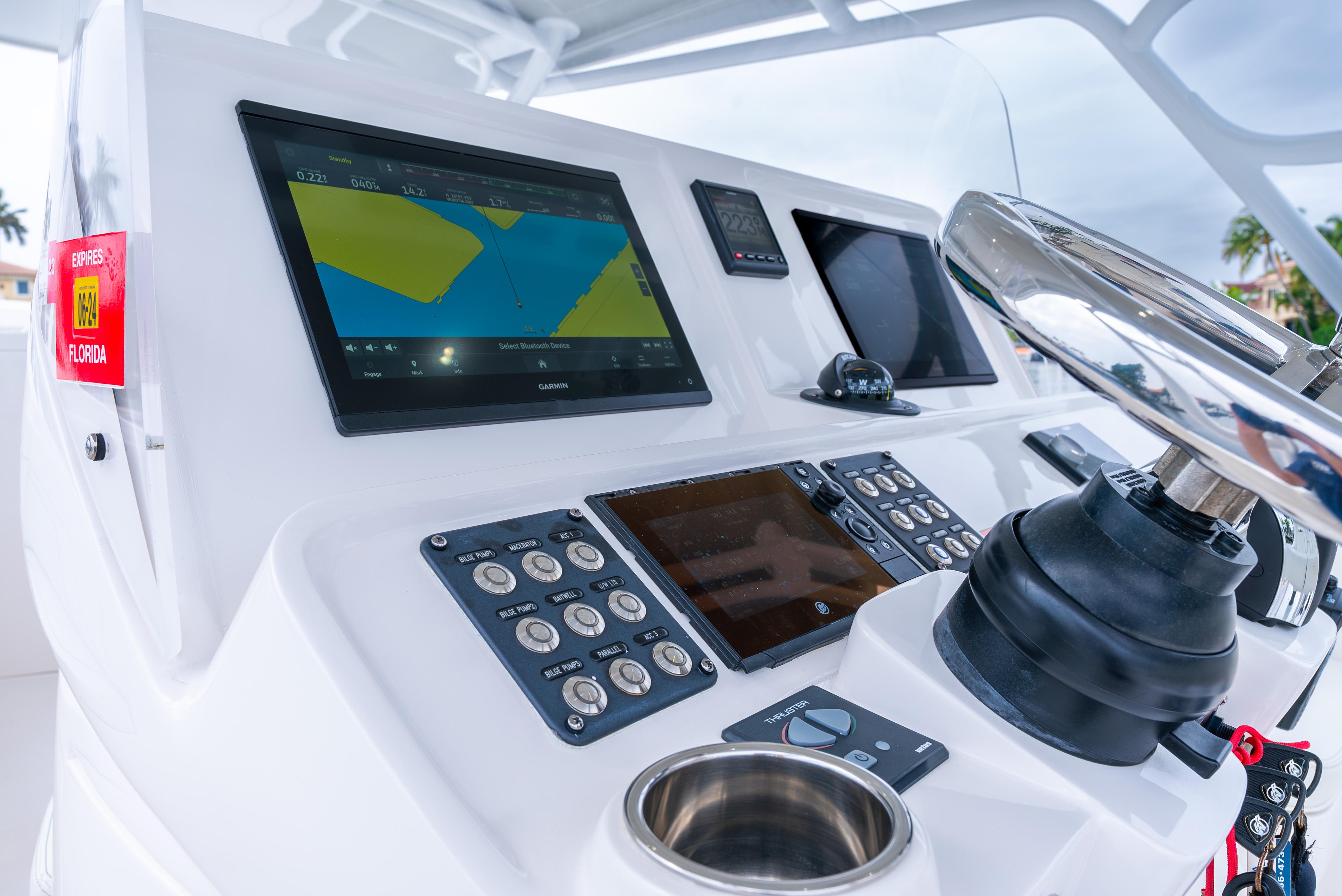 2020 Intrepid 407 Cuddy Cuddy Cabin for sale - YachtWorld