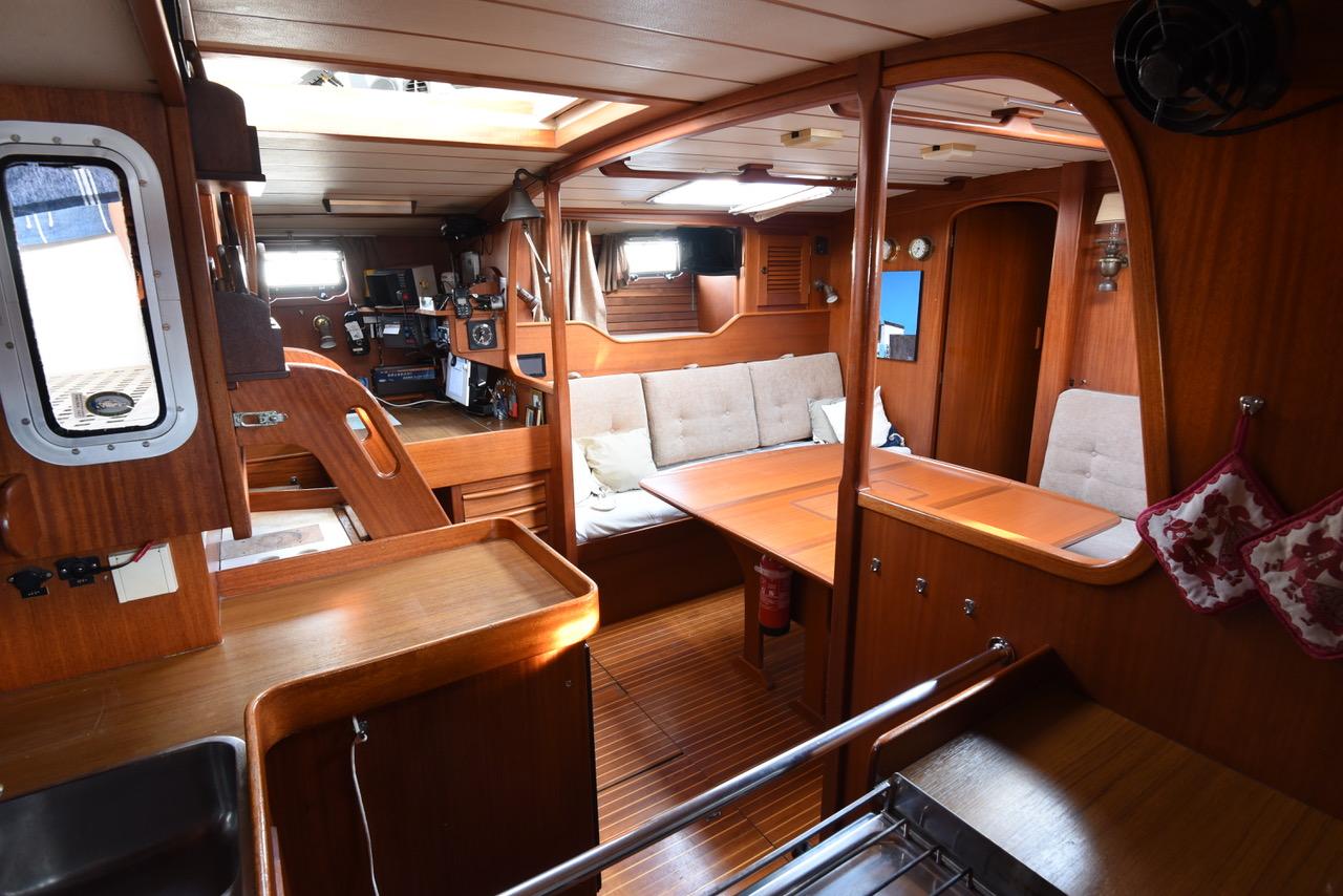 1987 Hallberg-Rassy 49 Centre Cockpit for sale - YachtWorld