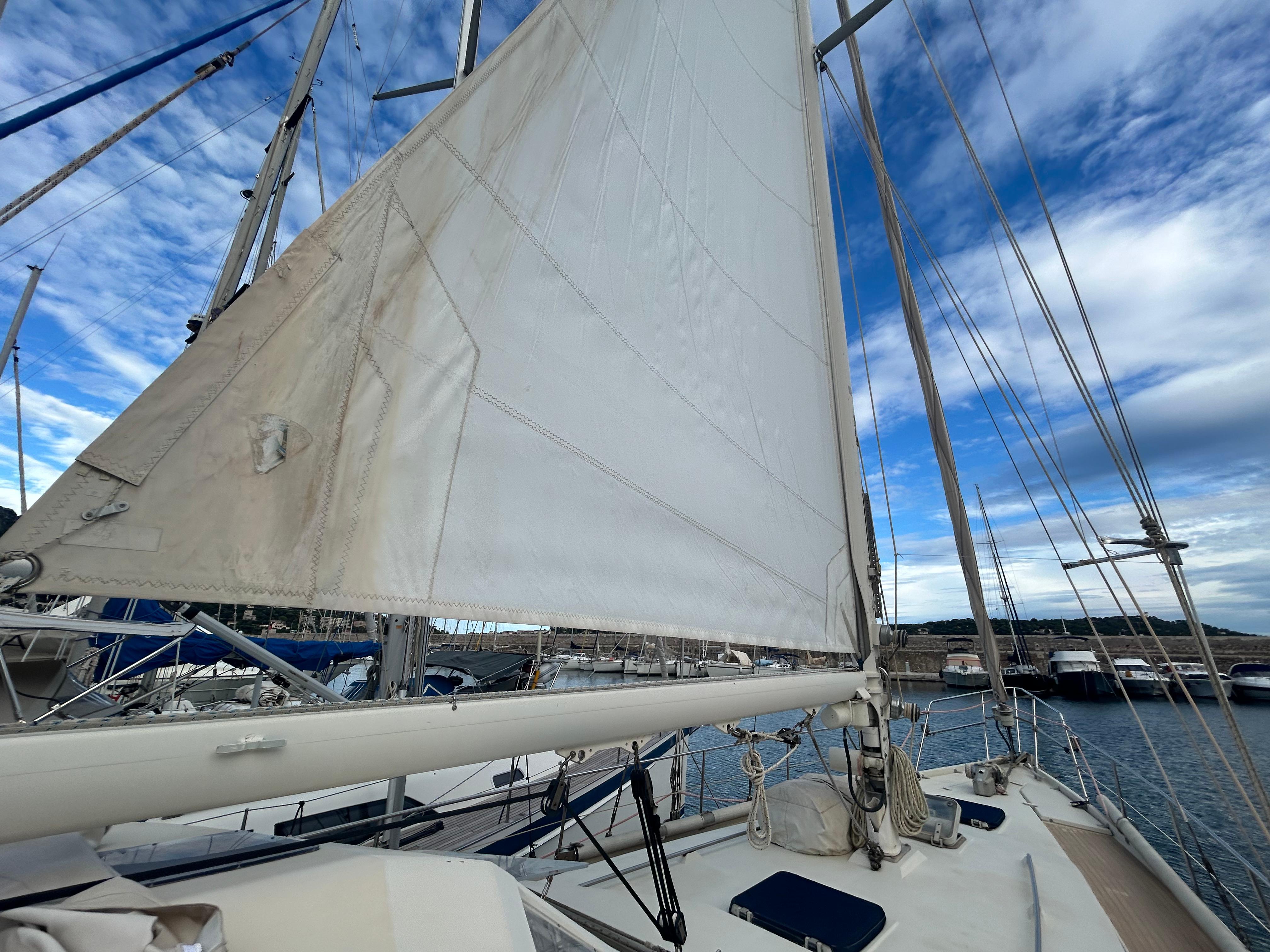 1986 Amel Maramu Motorsailer for sale - YachtWorld