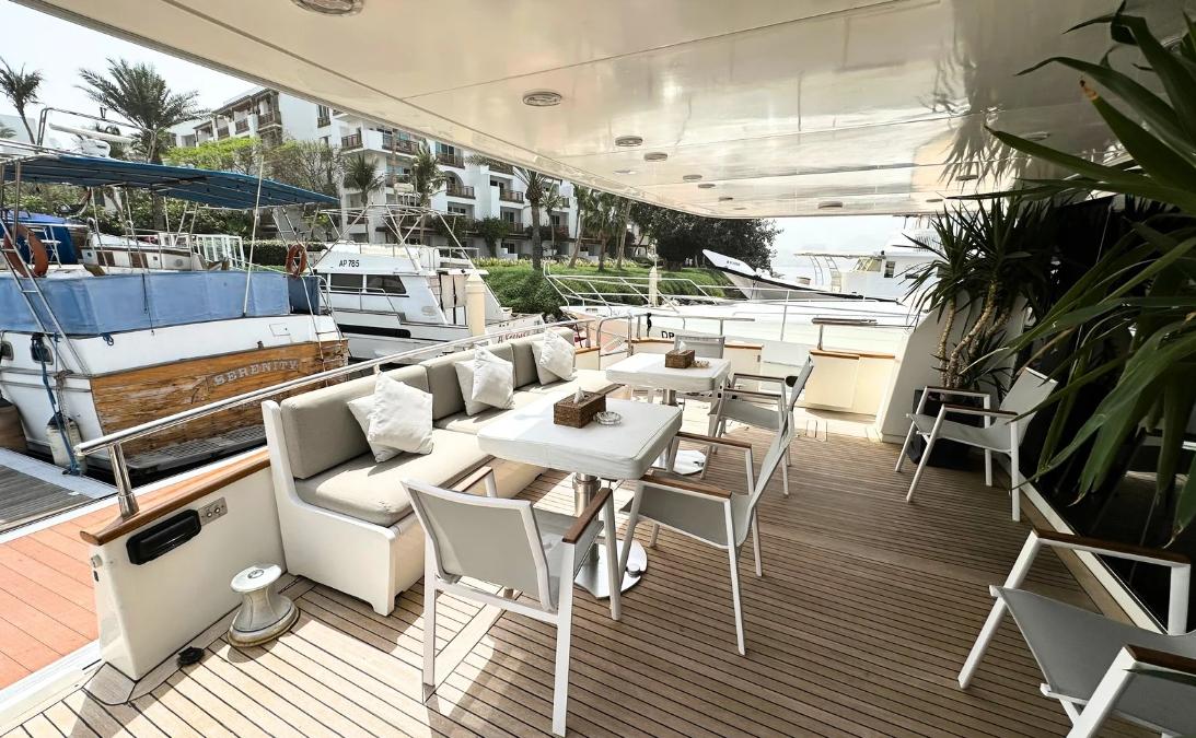 1998 Motor Yachts Mangusta for sale - YachtWorld