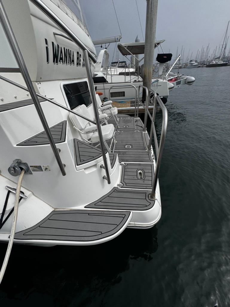 2005 Cruisers Yachts 405 Express Motoryacht Motor Yachts for sale ...