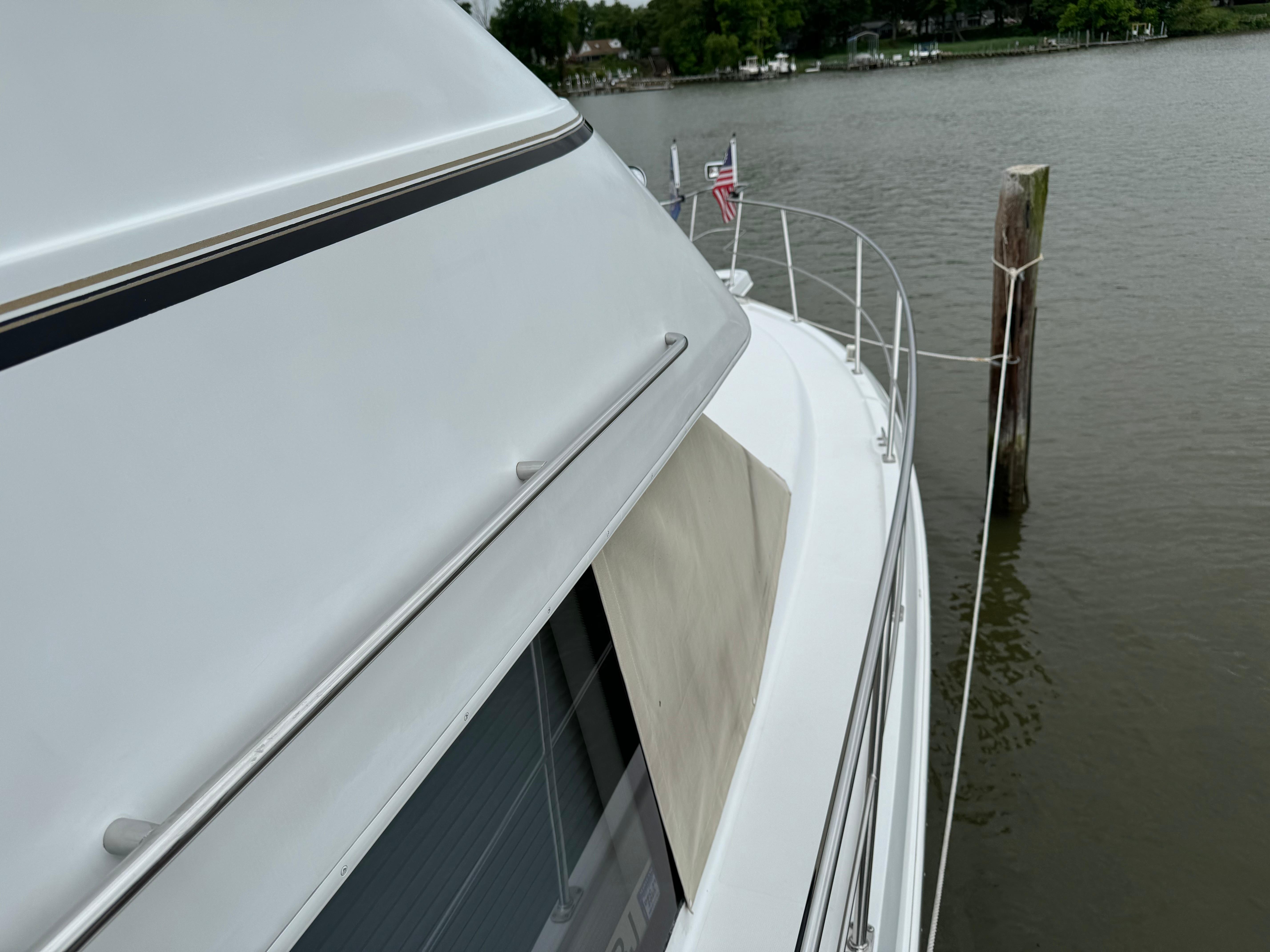 2000 Carver 356 Aft Cabin Motor Yacht Motor Yacht for sale - YachtWorld