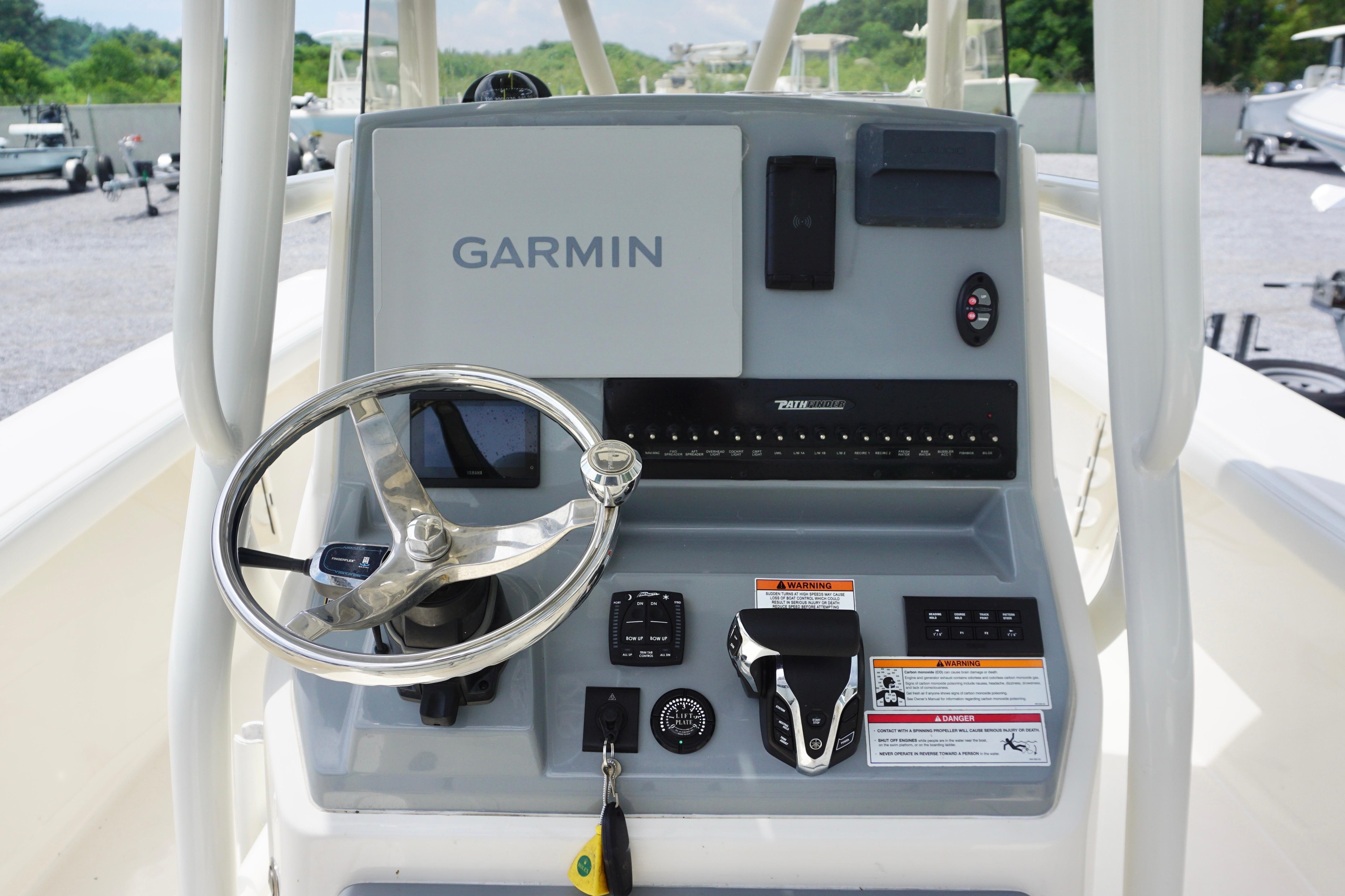 2024 Pathfinder 2700 Open Centre Console for sale - YachtWorld