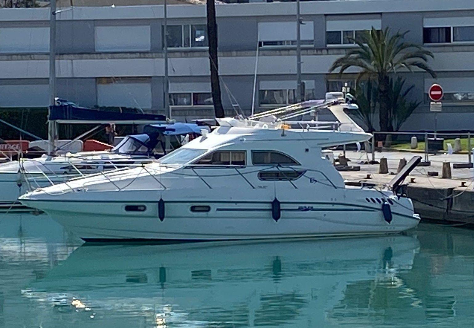 Sealine F33 | 10m | 1999 | Boats and Outboards