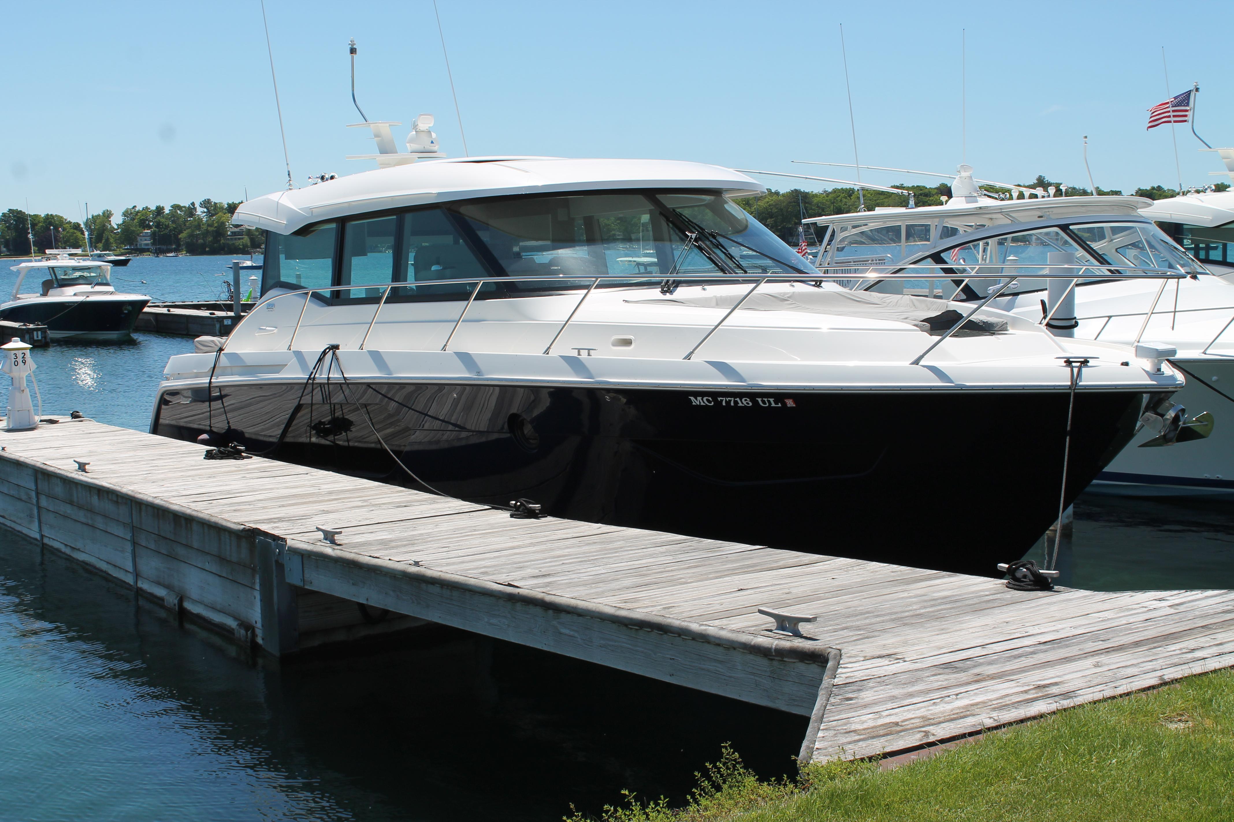 2020 Tiara Yachts C49 Coupe Motor Yacht for sale - YachtWorld