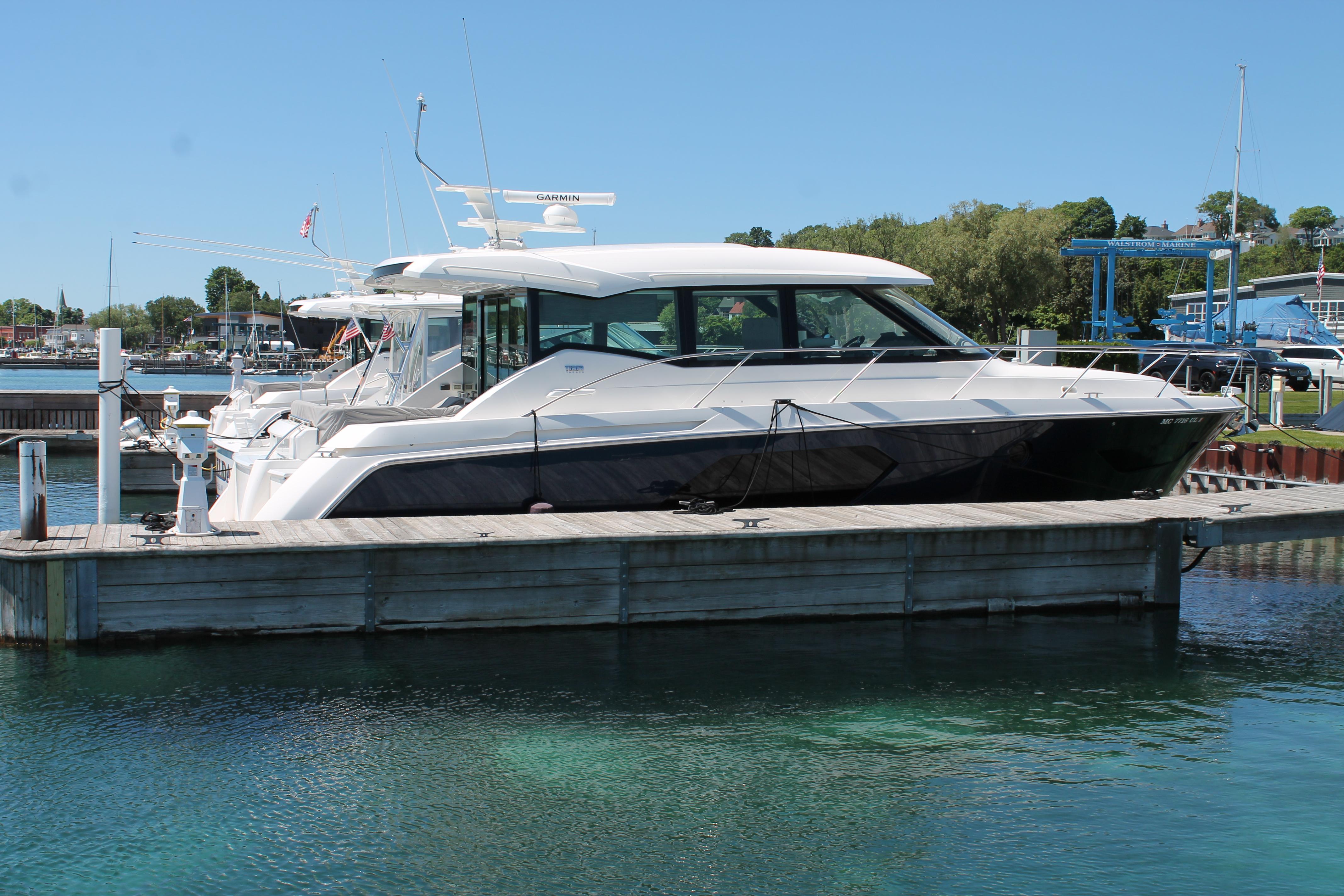 2020 Tiara Yachts C49 Coupe Motor Yacht for sale - YachtWorld