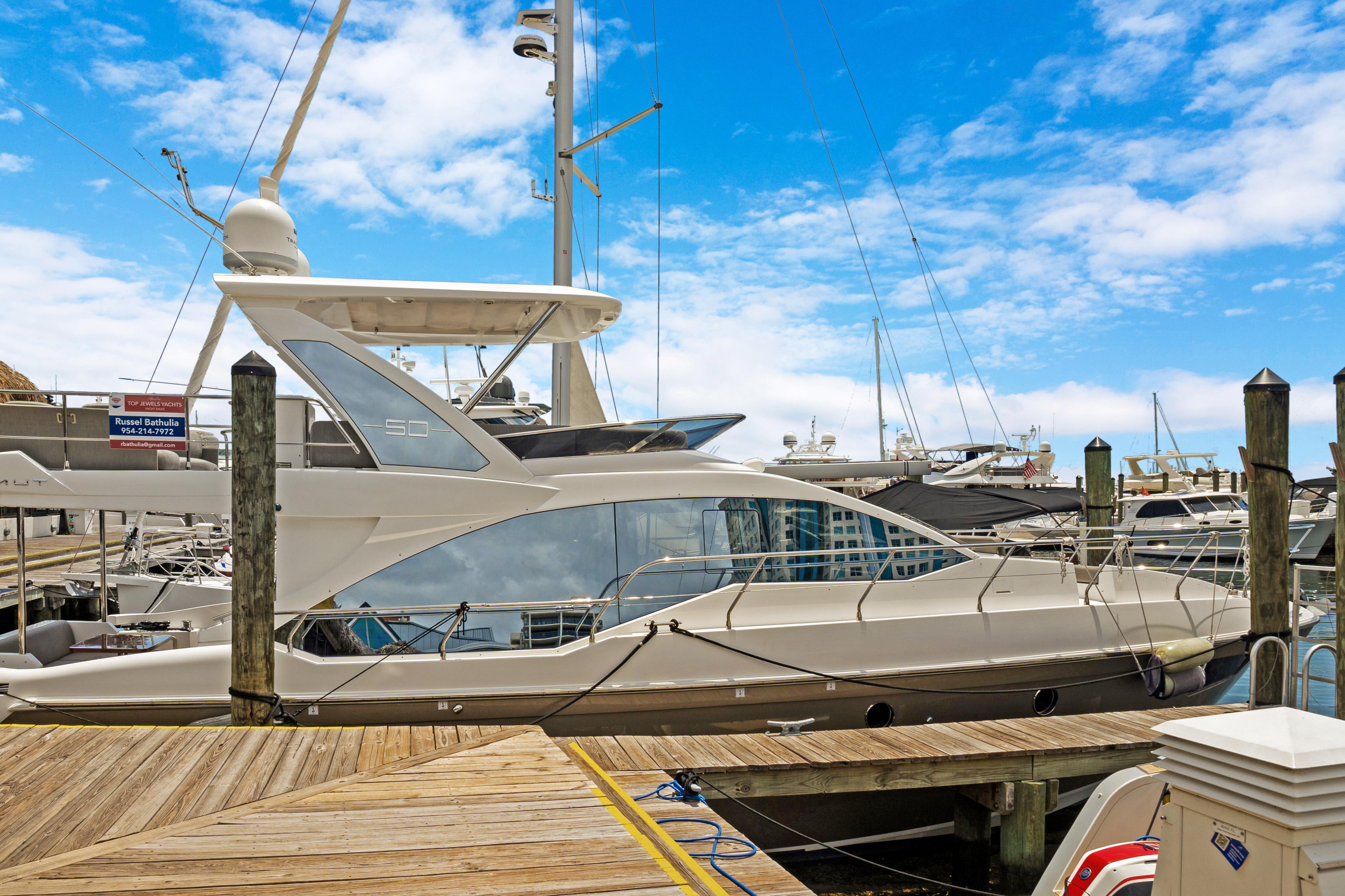 2019 Azimut 50 Flybridge Motor Yachts for sale - YachtWorld