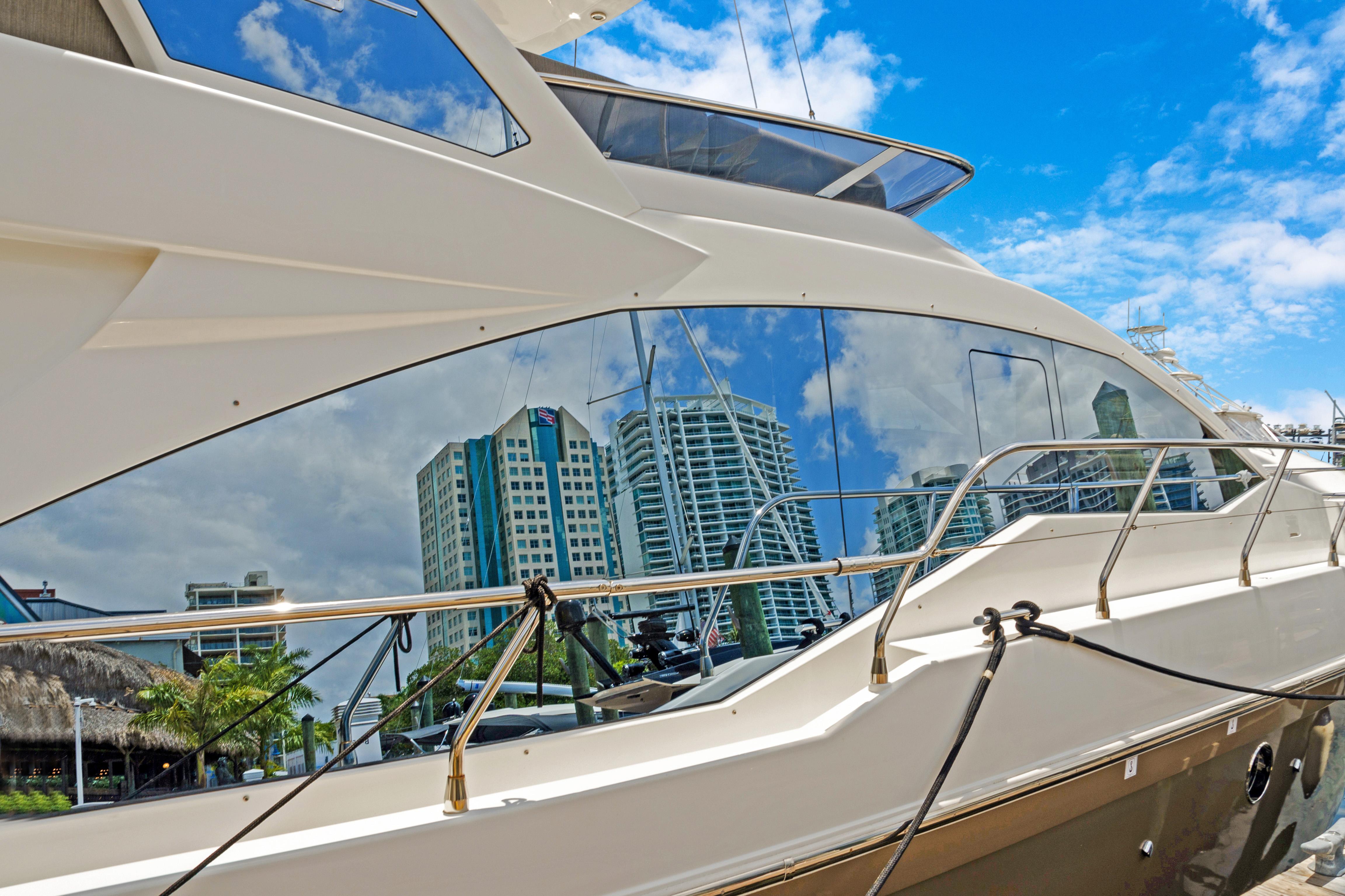 2019 Azimut 50 Flybridge Motor Yachts for sale - YachtWorld