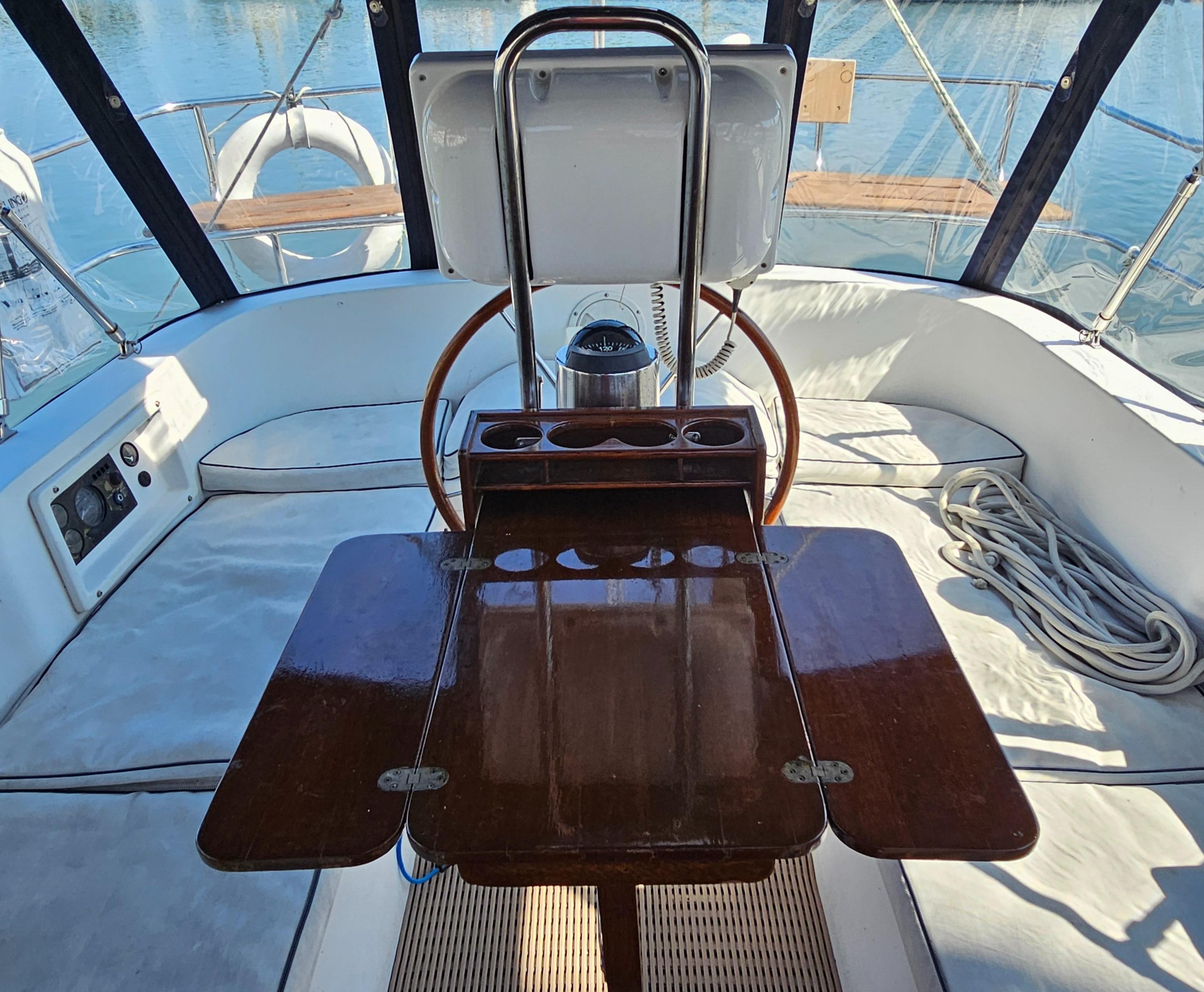 2005 Nonsuch 33 Cruiser for sale - YachtWorld