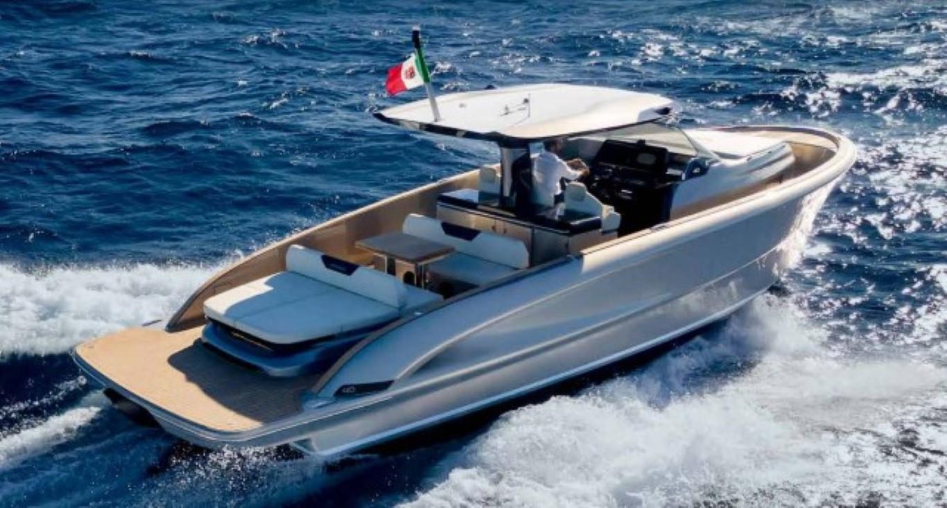 New Solaris Power 40 open in Florida - iNautia