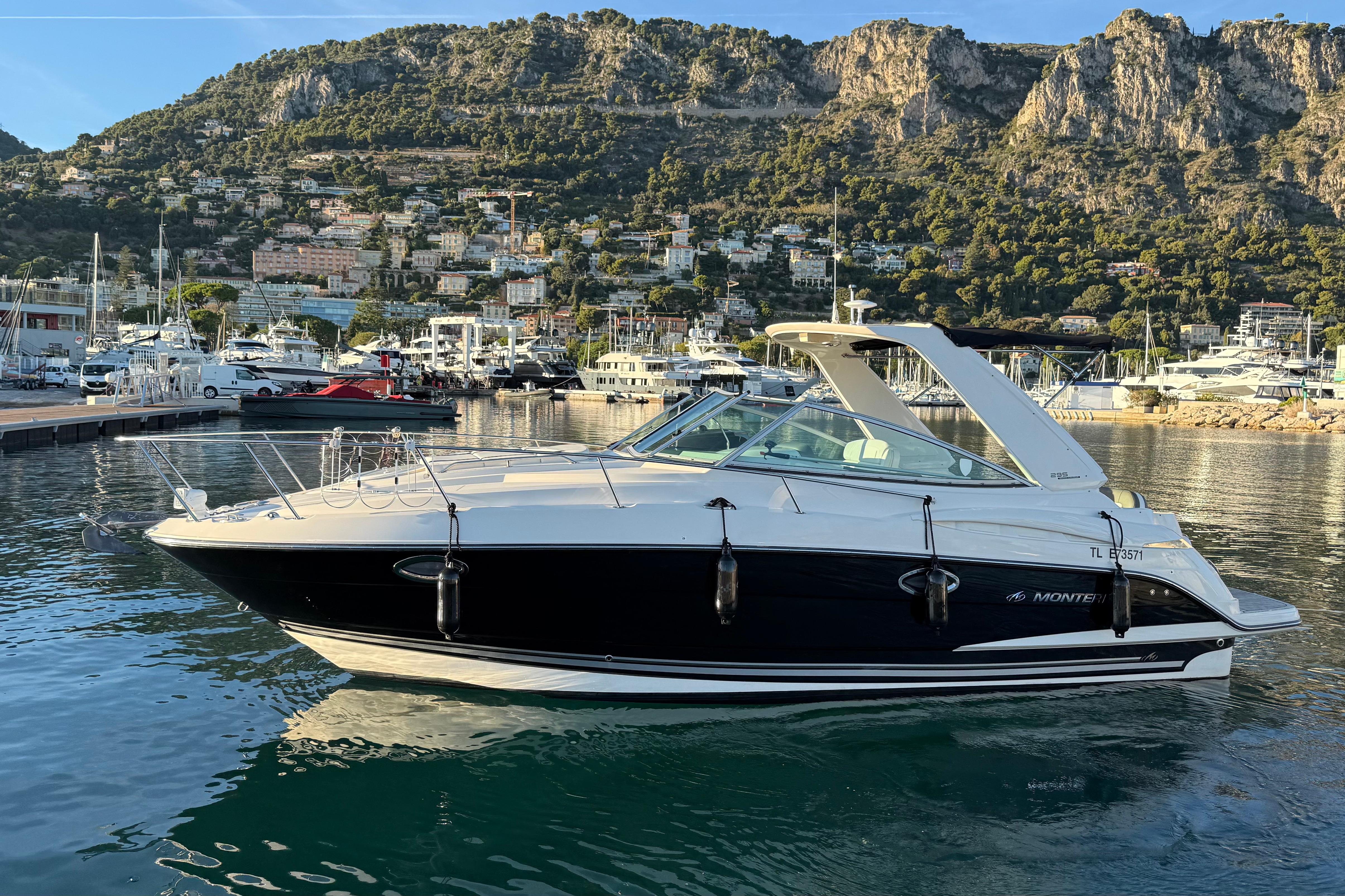 2012 Monterey 295 SCR Cruiser for sale - YachtWorld