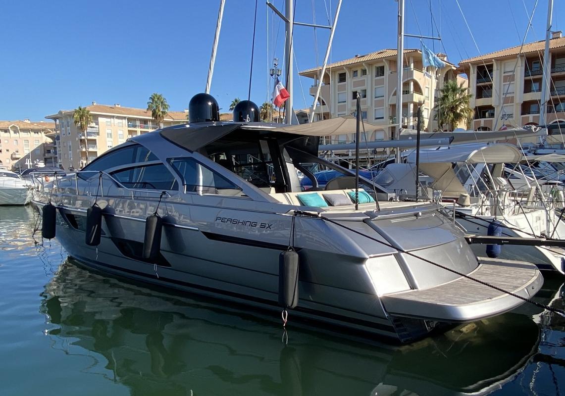 Used 2019 Pershing 5x - 83 - Var | TopBoats
