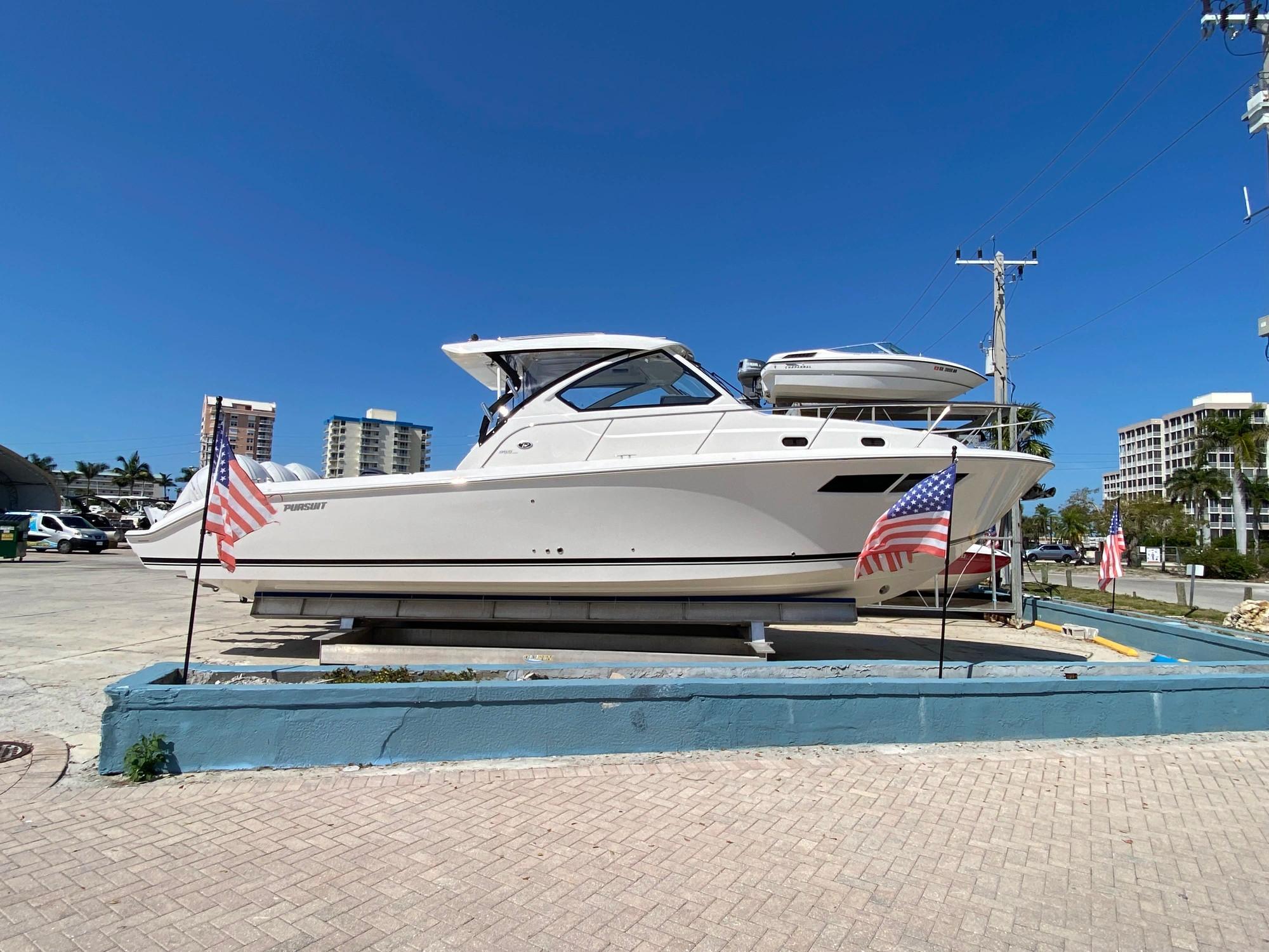 2024 Pursuit OS 355 Cruiser for sale - YachtWorld