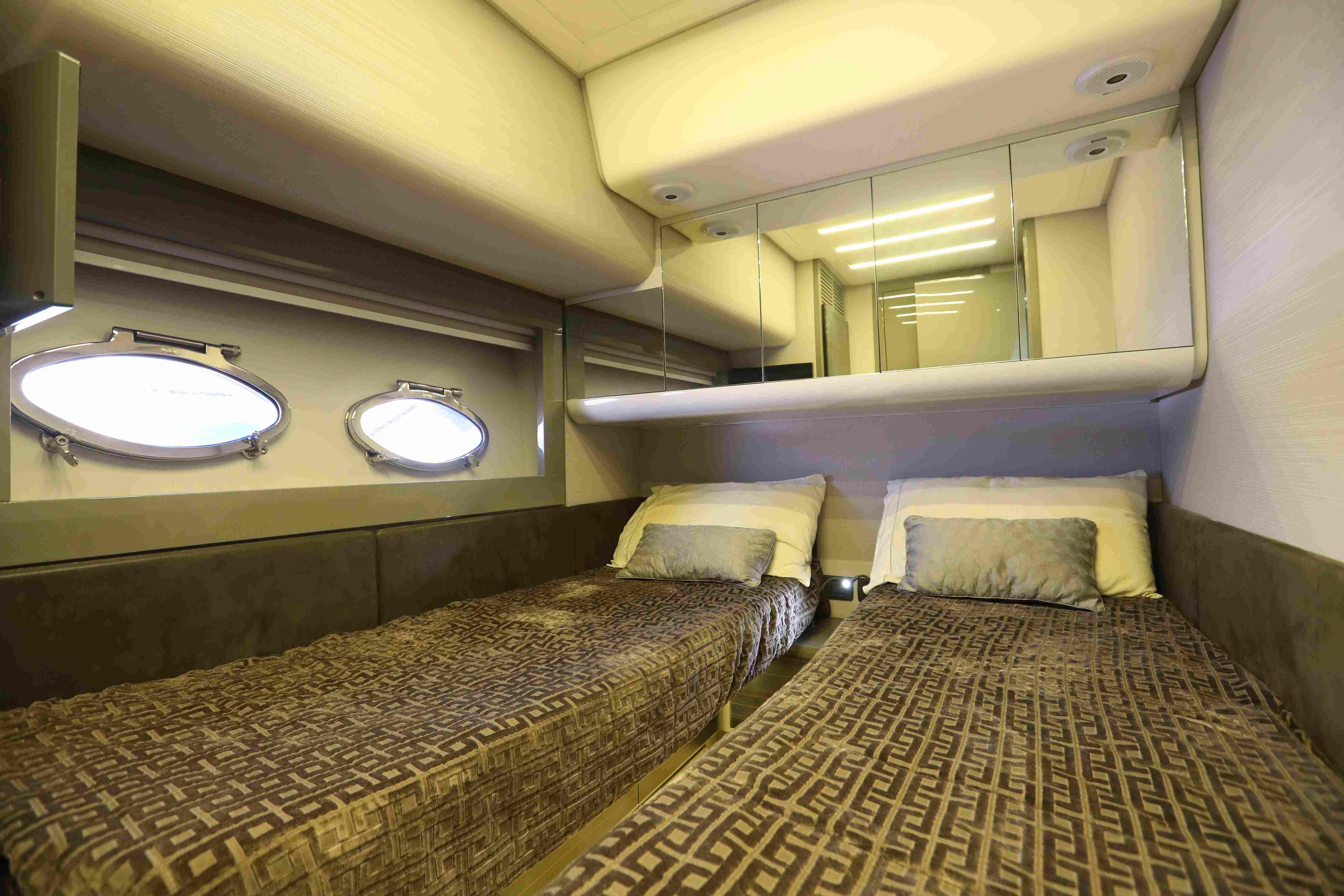 2014 Pershing 62 Motor Yachts for sale - YachtWorld