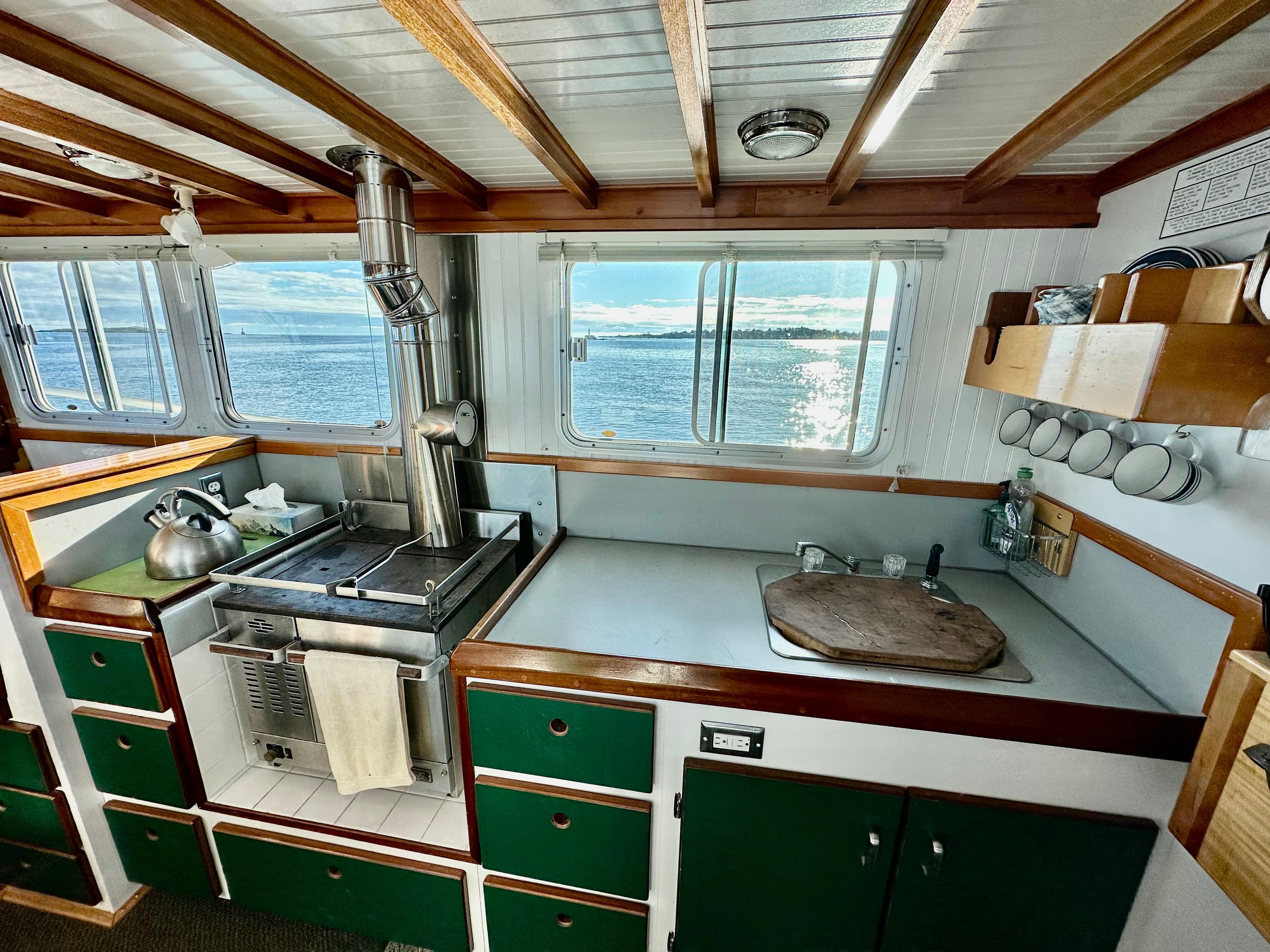 1968 Custom 37 Trawler Trawler for sale - YachtWorld