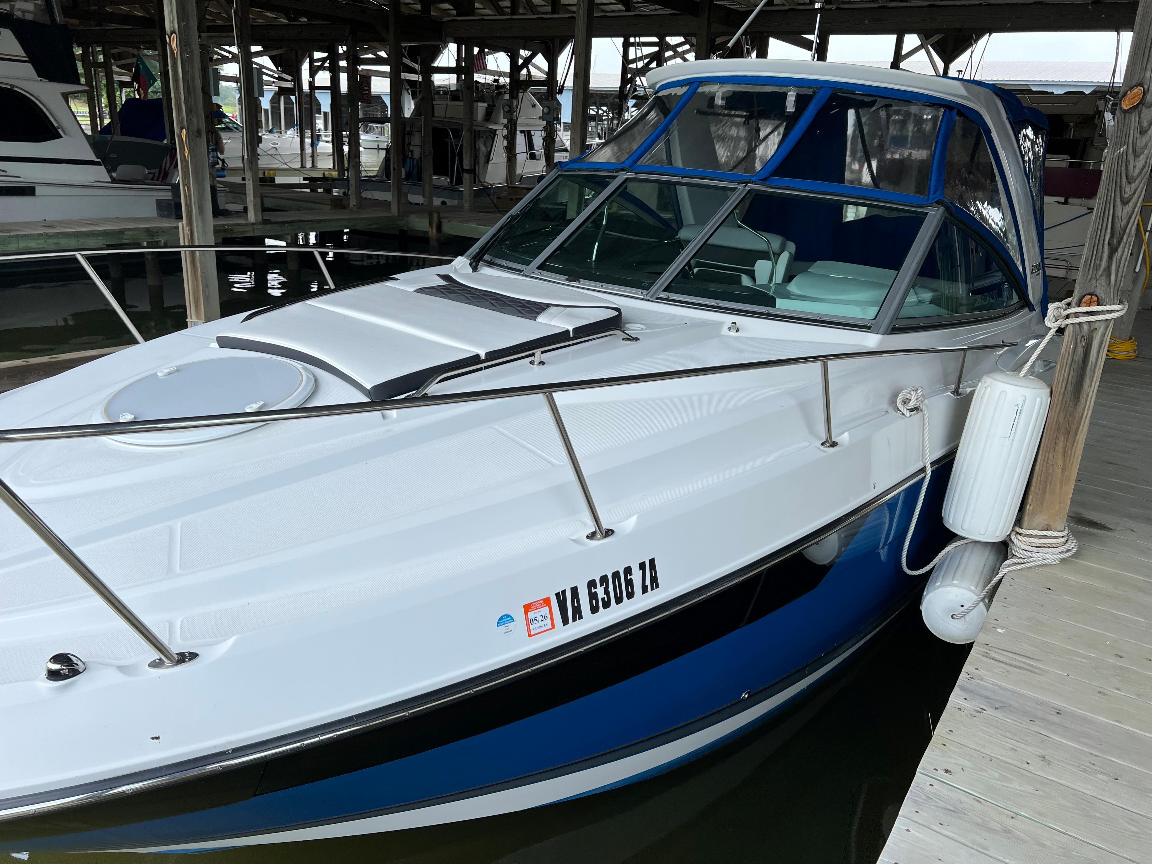 2020 Monterey 295 Sport Yacht Cruceros exprés en venta - YachtWorld