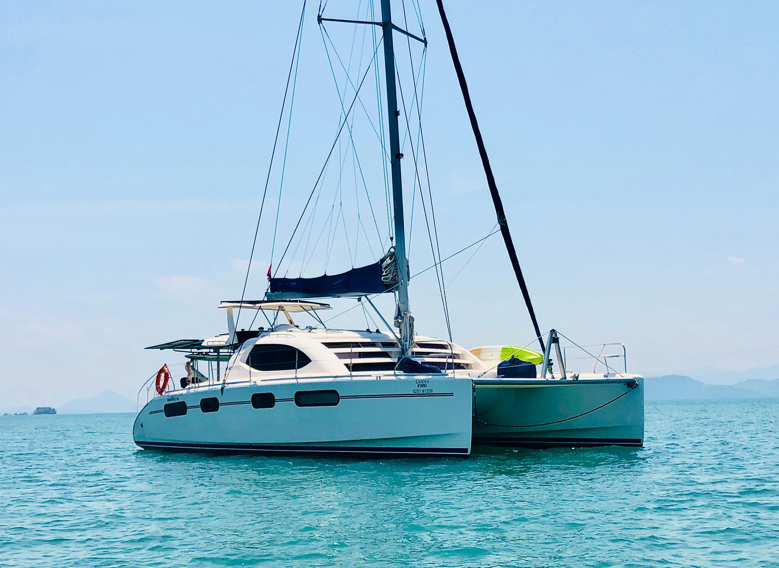 2010 Leopard 46 Multi-Hull for sale - YachtWorld