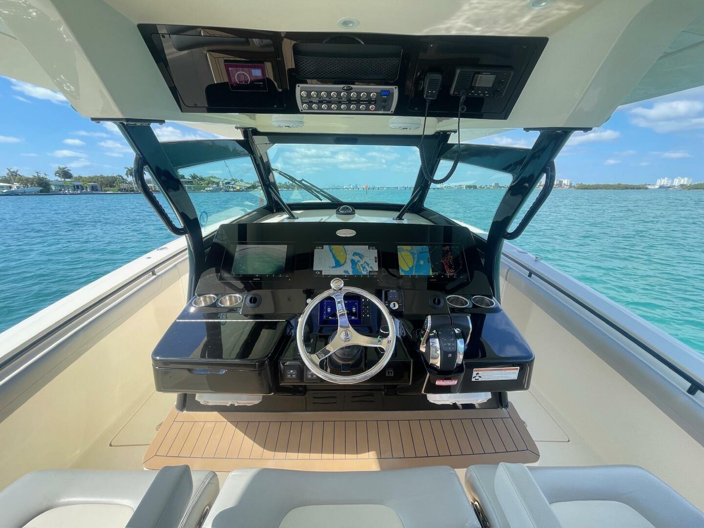 2020 Scout 380 LXF Center Console Centre Console for sale - YachtWorld