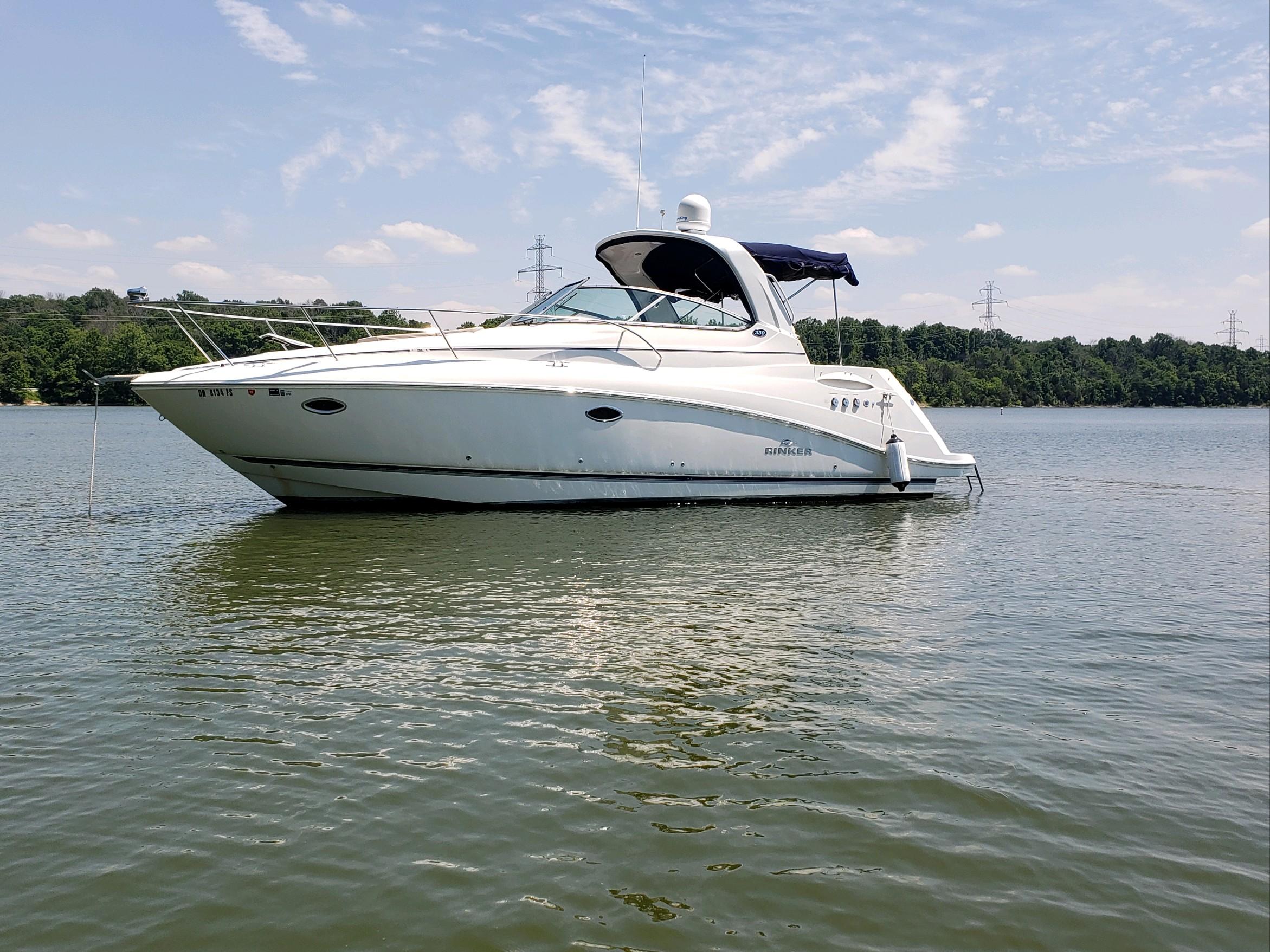 2008 Rinker 330 Express Cruiser Ski and Wakeboard for sale - YachtWorld