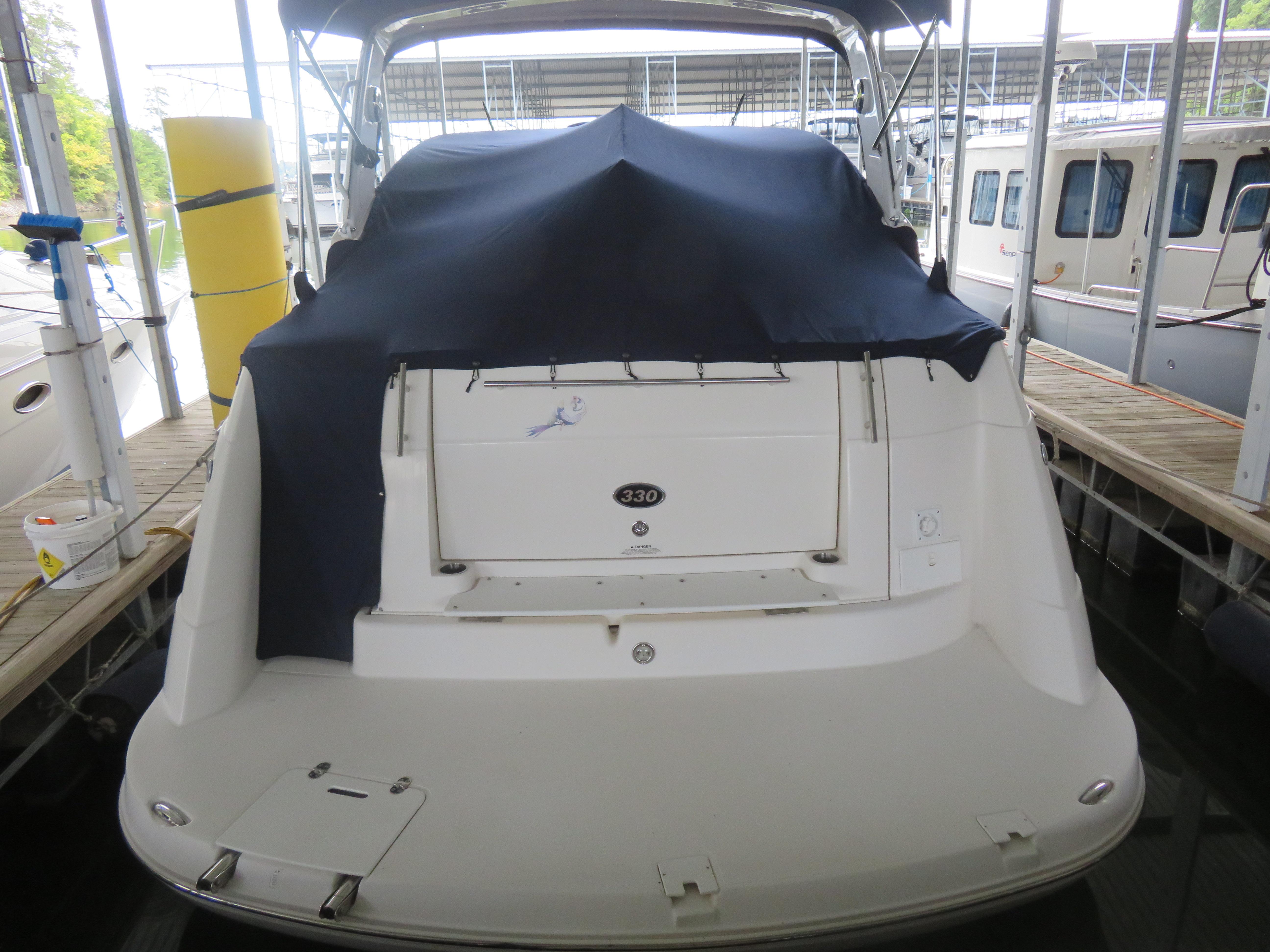 2008 Rinker 330 Express Cruiser Ski and Wakeboard for sale - YachtWorld