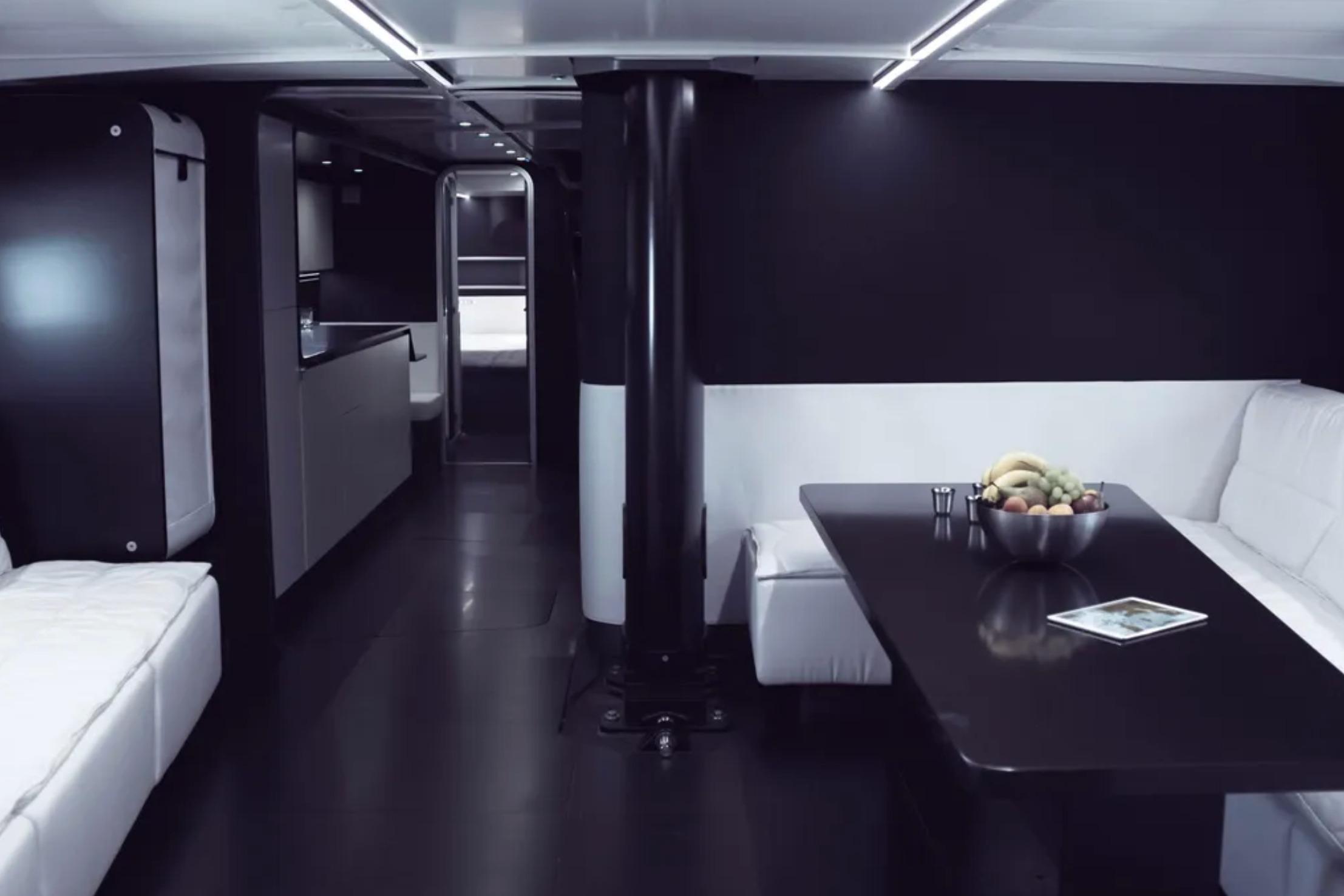 BULLITT Kryssare/Kappseglingsbåt Wally till salu- YachtWorld