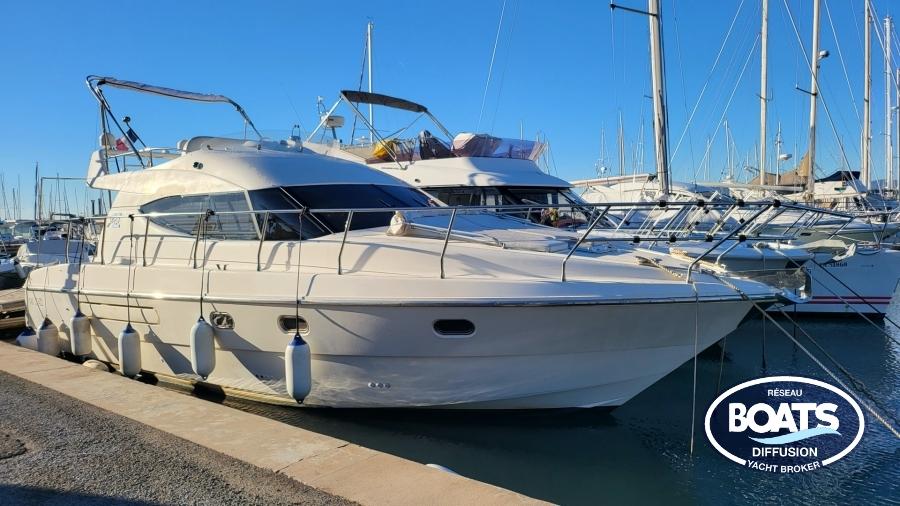 Used 1994 Azimut Azimut 36 Fly - 83 - Var | TopBoats