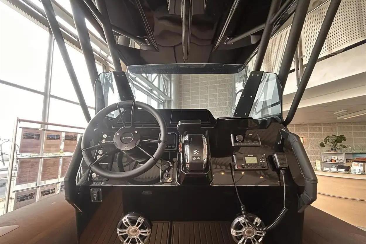 Ocasión 2025 Brig Eagle 8 - Hampshire | TopBarcos.com