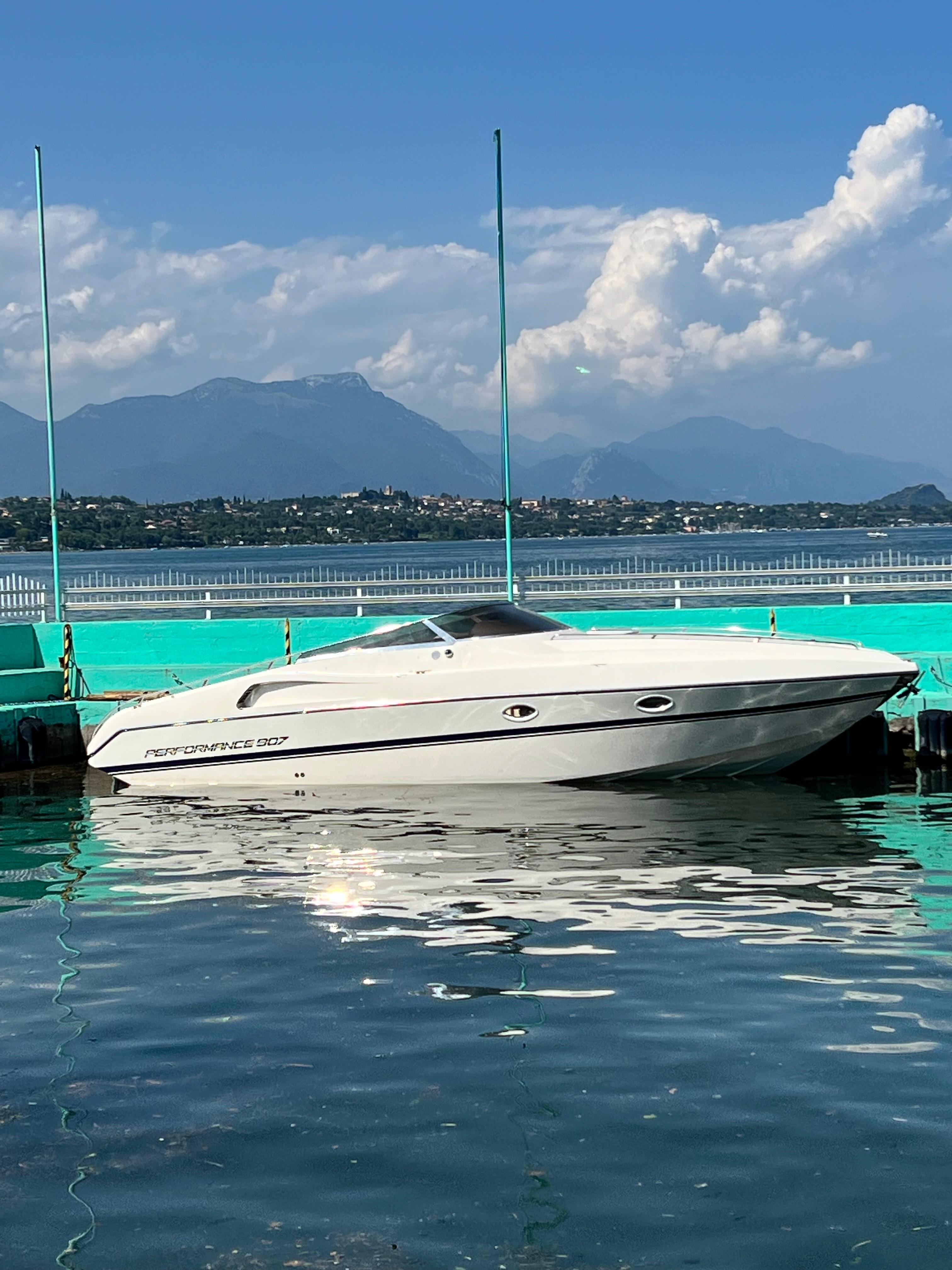 Performance 907 | 1994 | 30ft - Brescia | Boatshop24