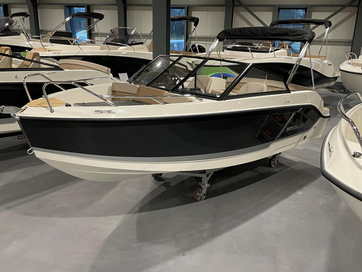 Quicksilver 555 Bowrider | 2022 | 5m | Boatshop24