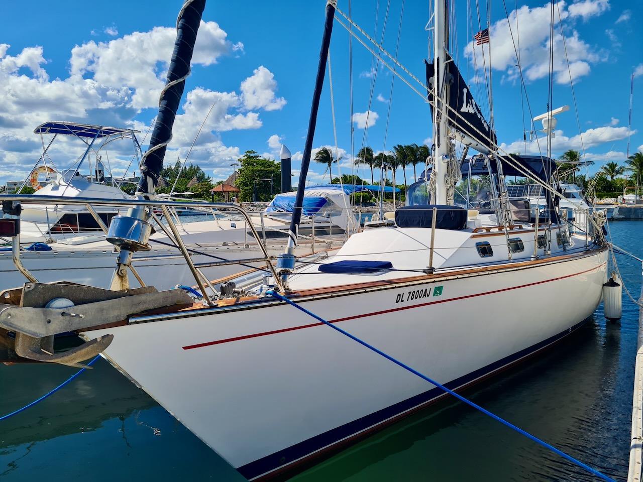 1985 Morgan 43 CC Centre Cockpit for sale - YachtWorld