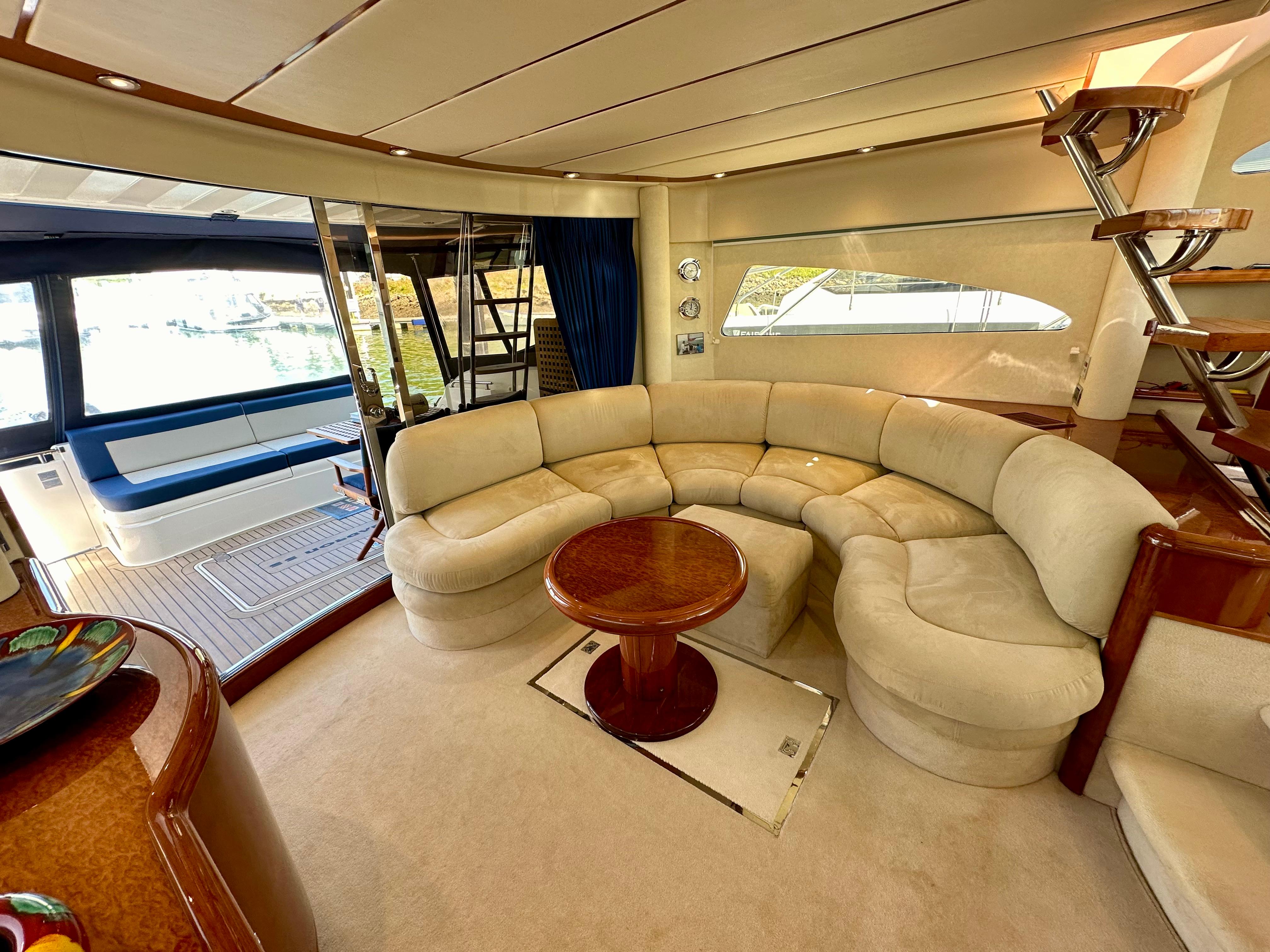 2001 Fairline Squadron 55 Flybridge for sale - YachtWorld