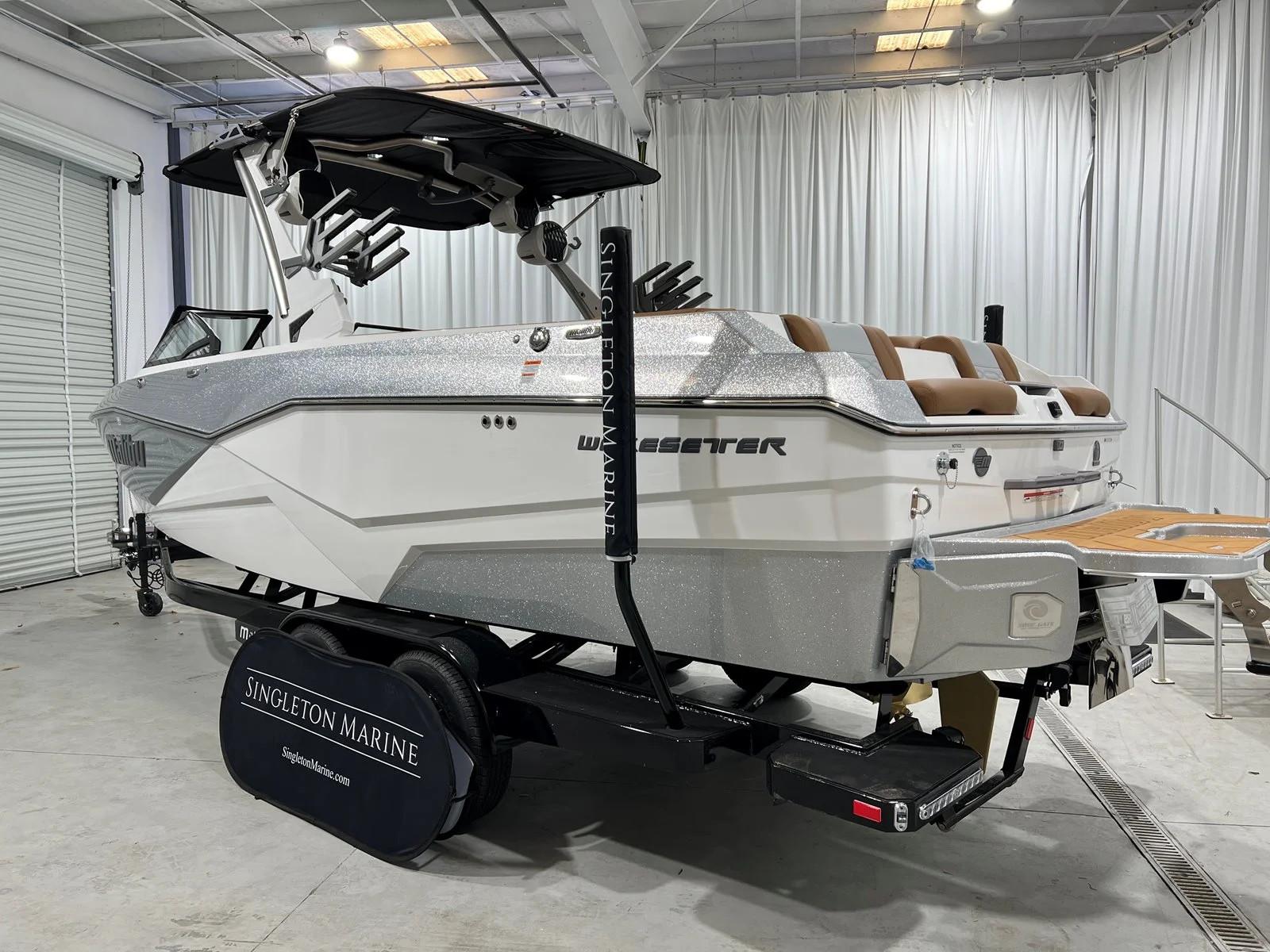 2024 Malibu Wakesetter 25 LSV Ski and Wakeboard for sale - YachtWorld