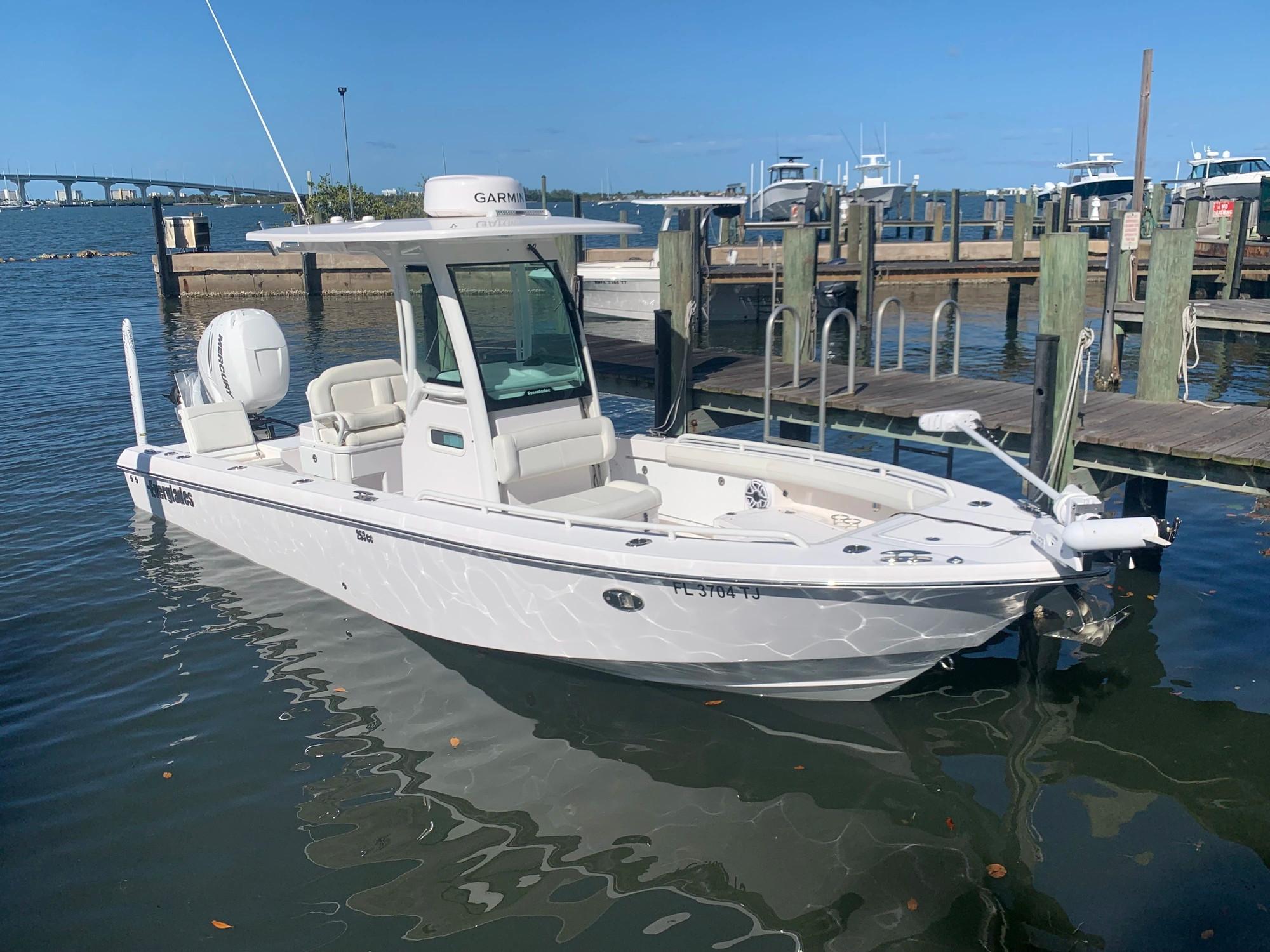 2023 Everglades 253 CC Center Console for sale - YachtWorld