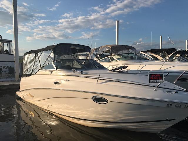 2005 Rinker Fiest Vee Cruiser for sale - YachtWorld