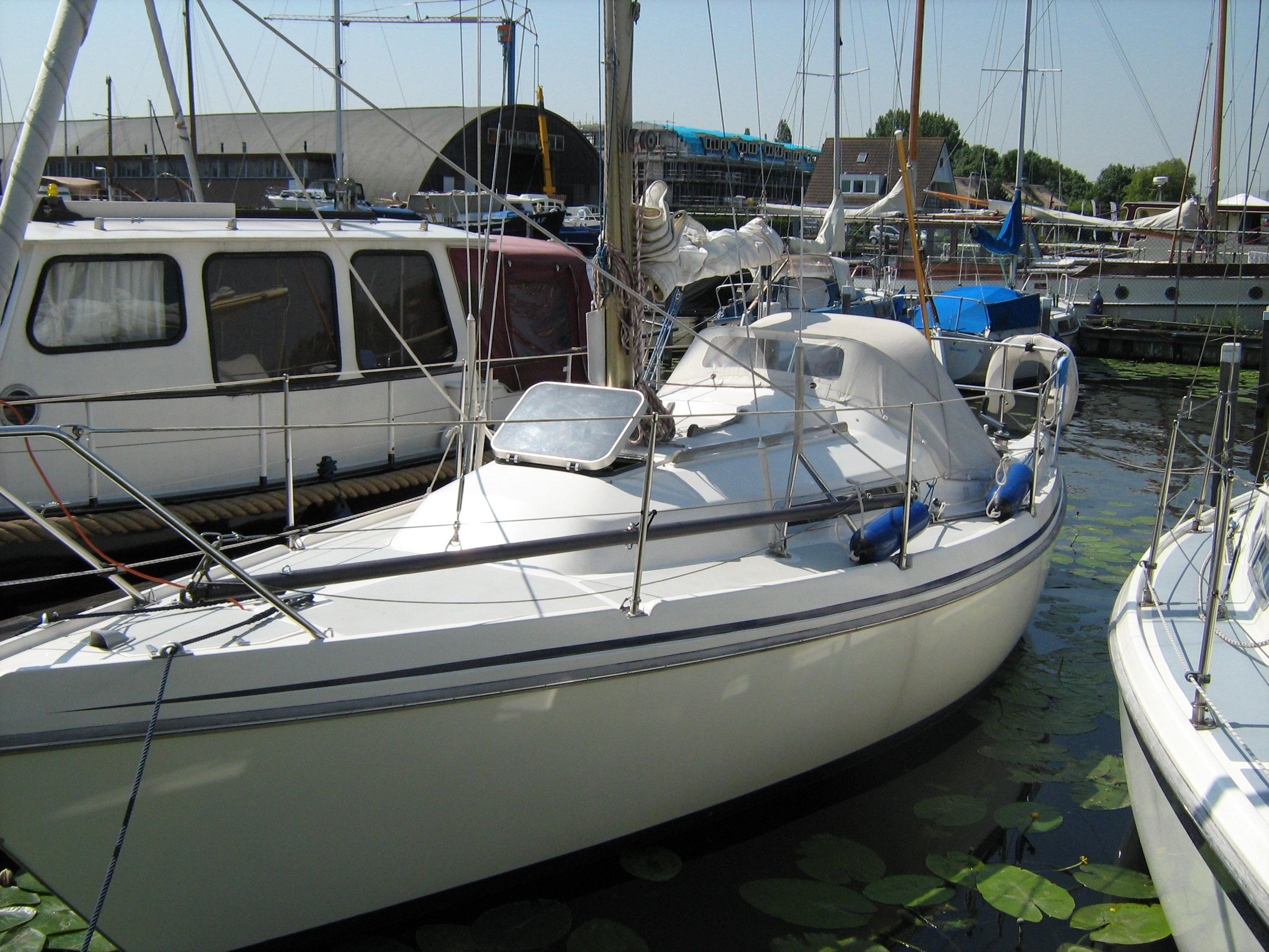 Occasion 1980 Contest 25 | YachtFocus