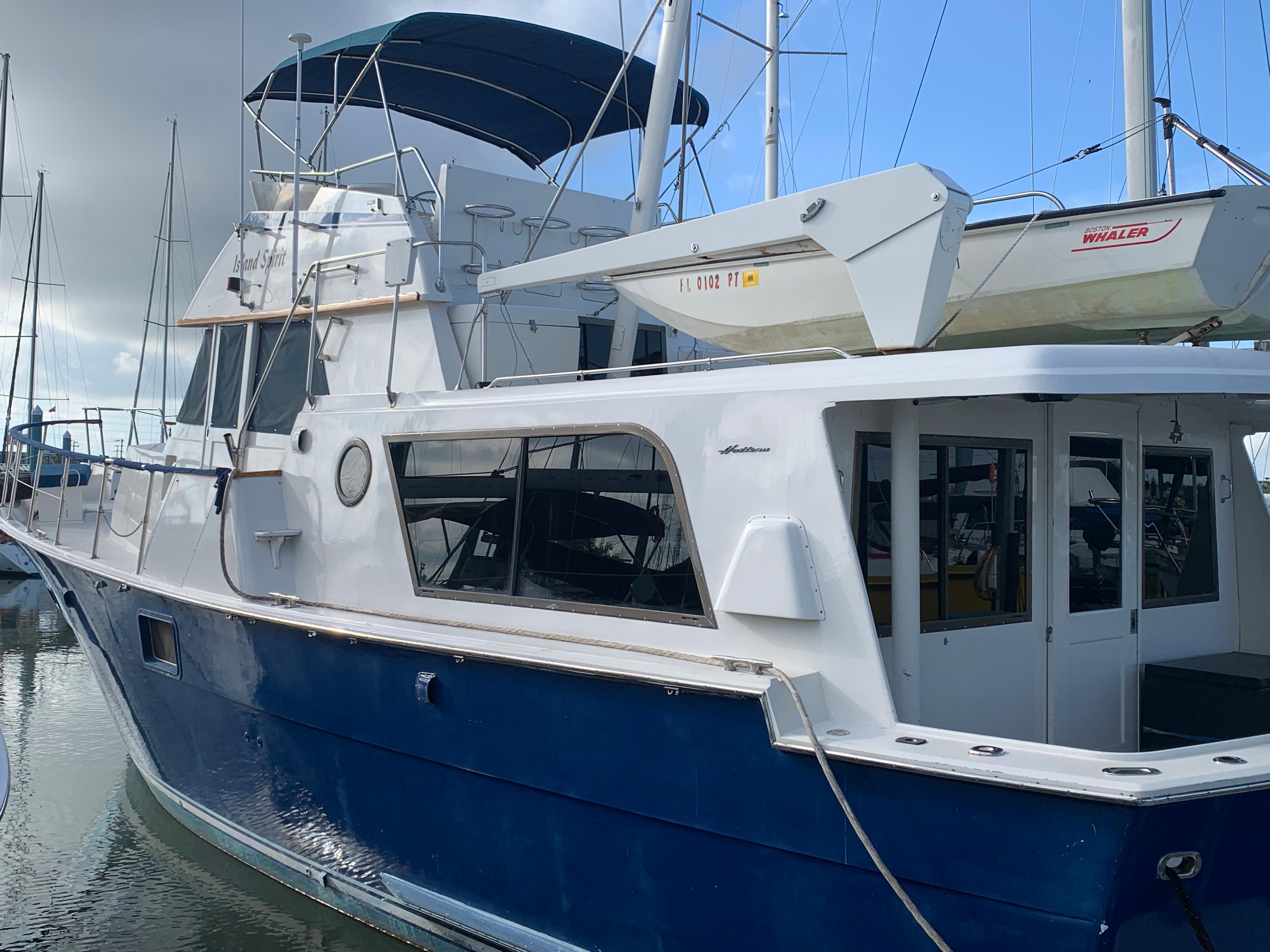 1982 Hatteras Lrc Long Range Cruiser Boat For Sale - Waa2