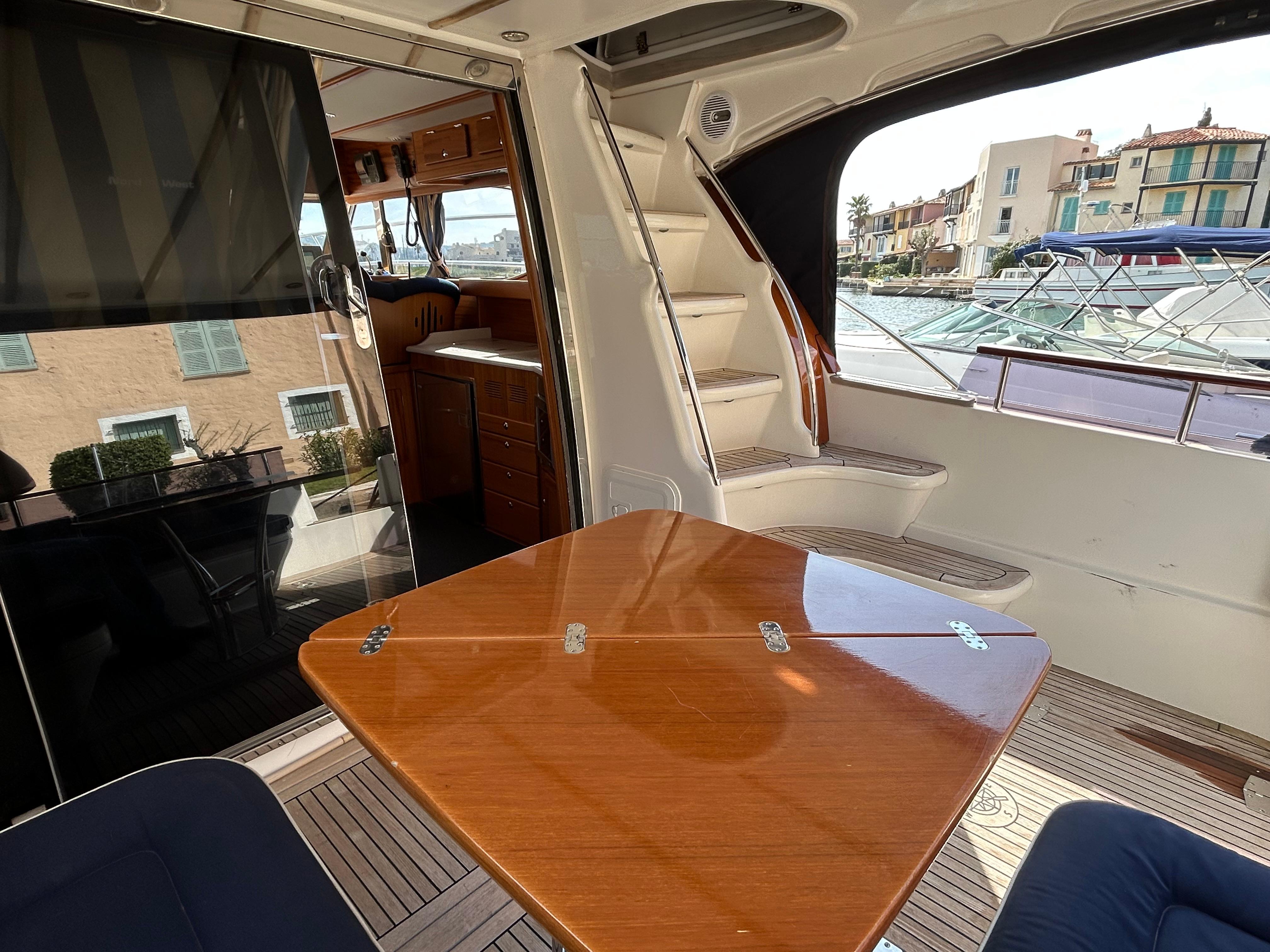 2009 Nord West 420 Fly Flybridge for sale - YachtWorld