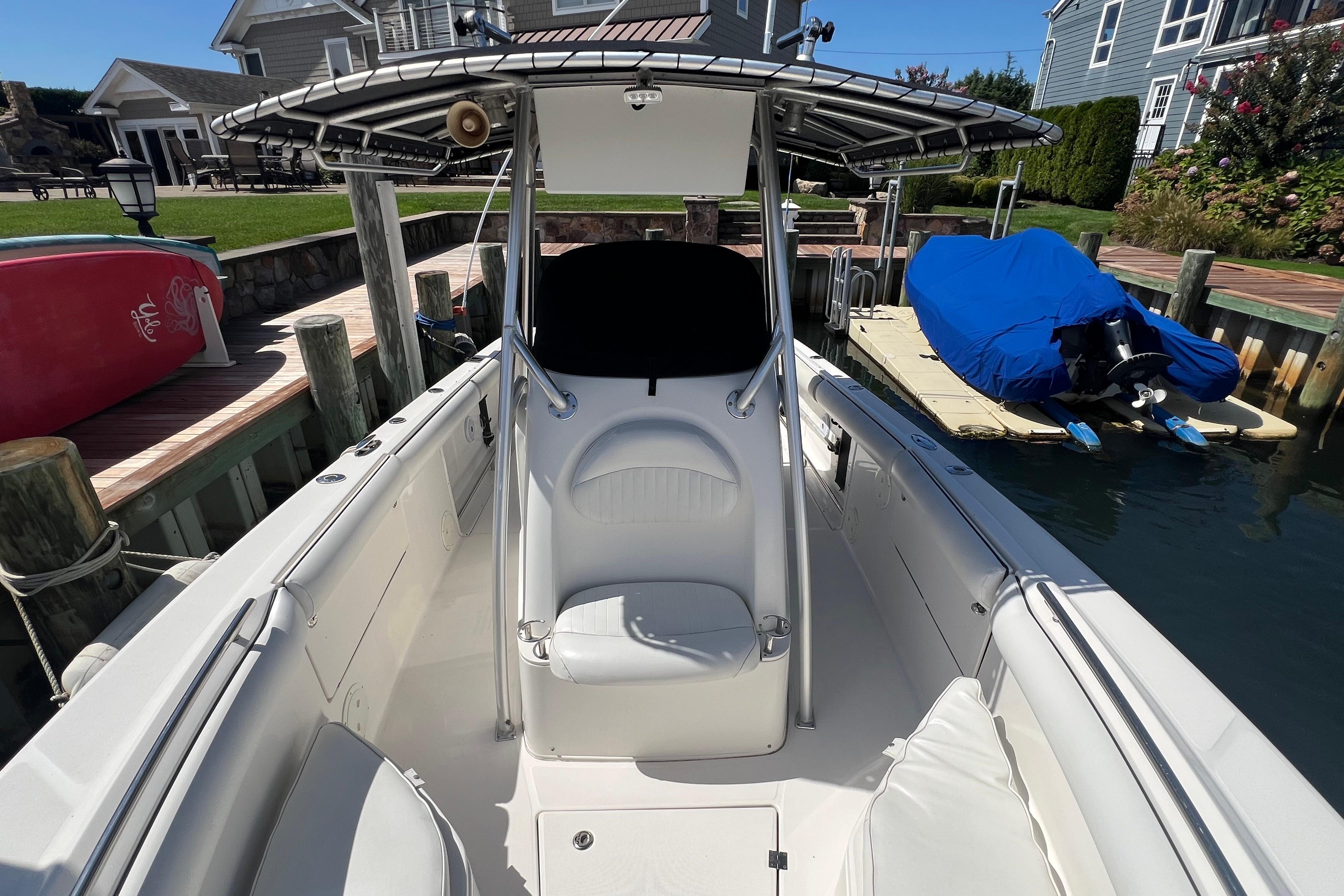 2004 Robalo R260 Center Console Center Console for sale - YachtWorld