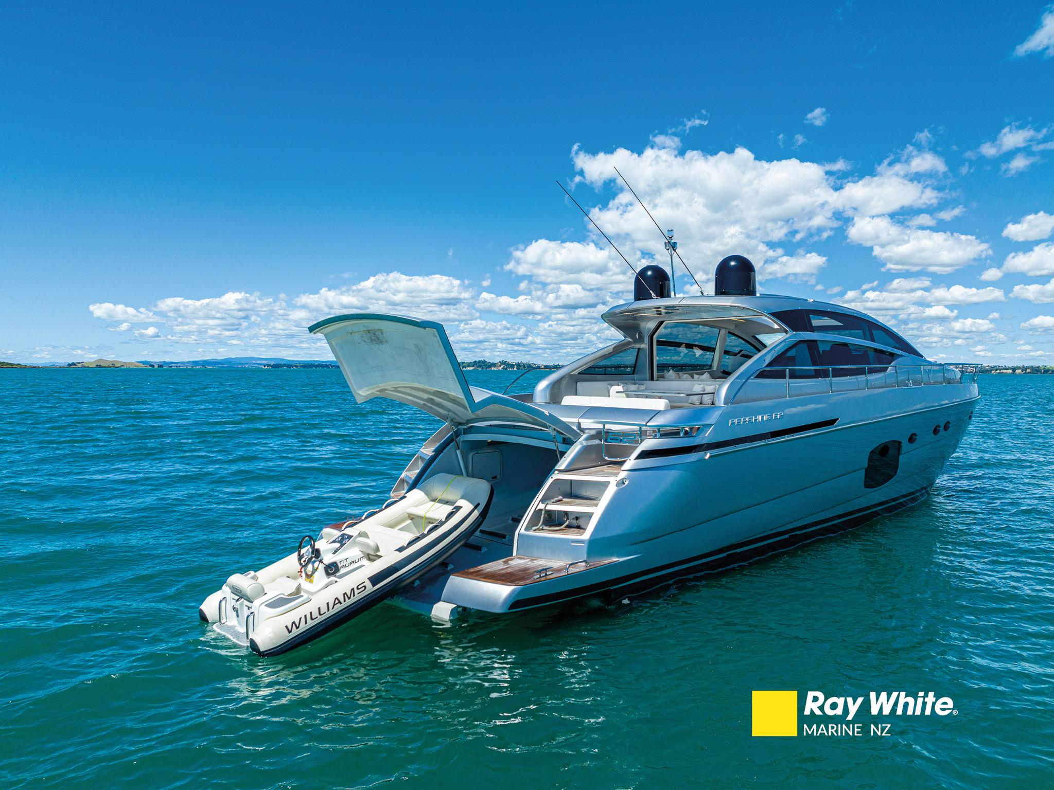 2016 Pershing 62 Sports Cruiser for sale - YachtWorld