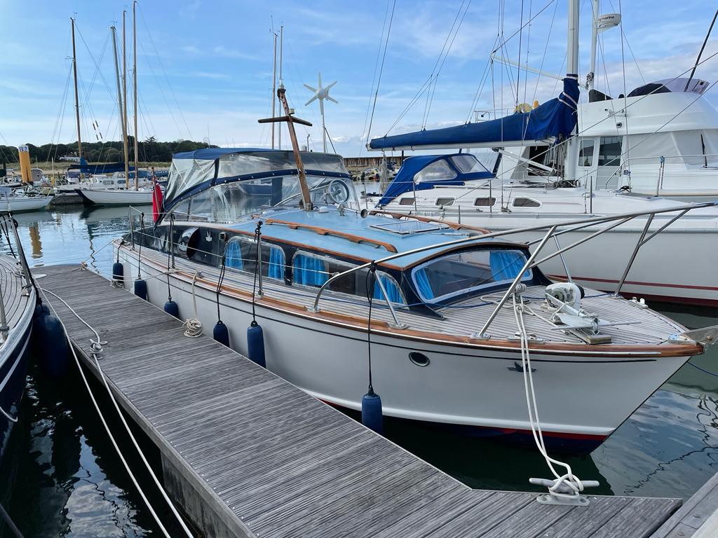 1965 Fairey Huntsman 28 Antique and Classic for sale - YachtWorld