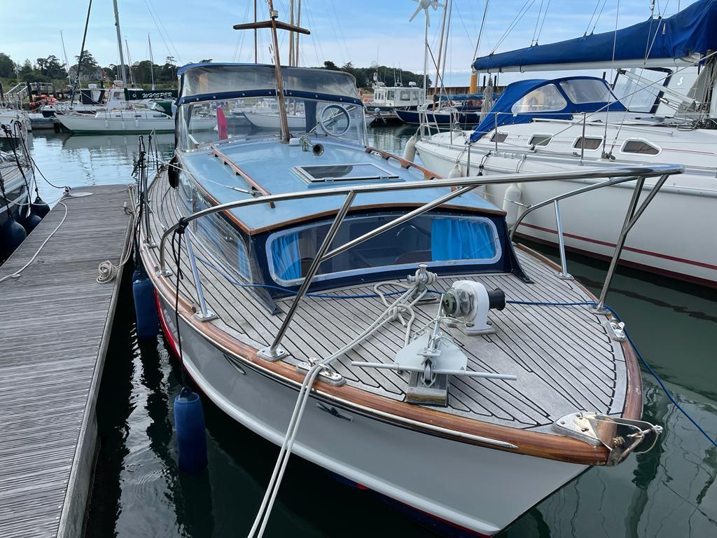 1965 Fairey Huntsman 28 Antique and Classic for sale - YachtWorld