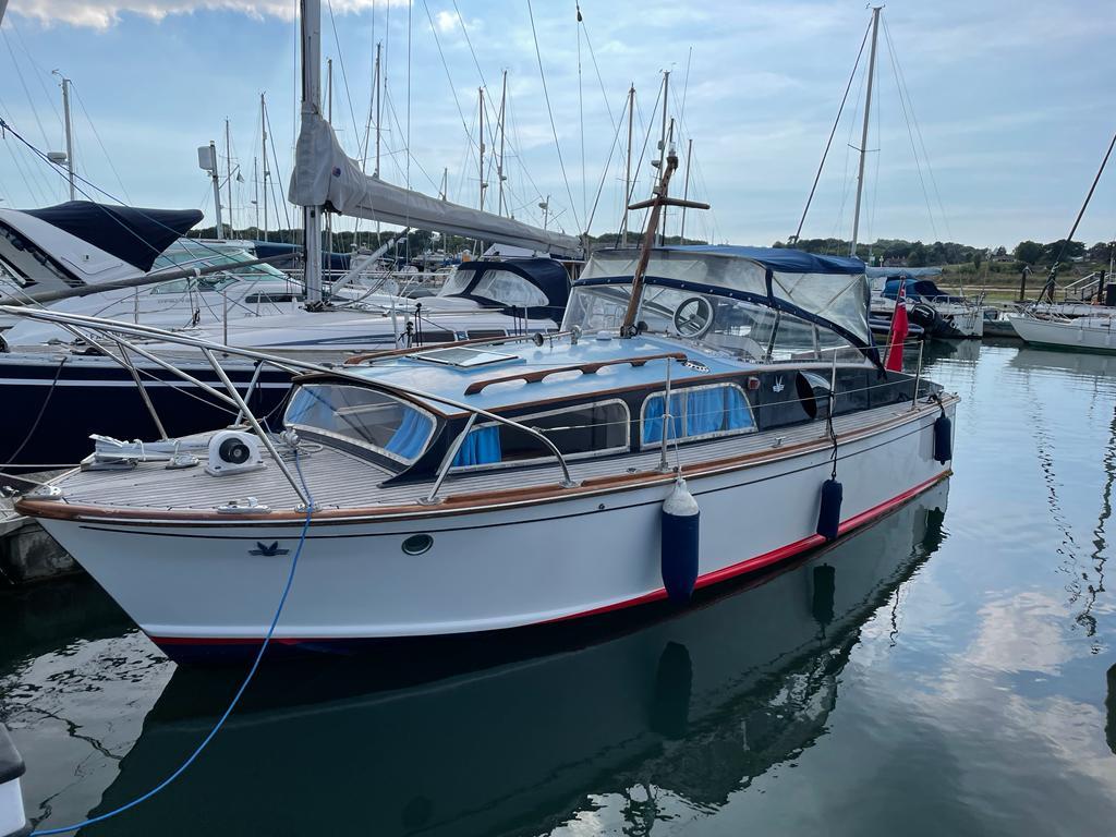 1965 Fairey Huntsman 28 Antique and Classic for sale - YachtWorld