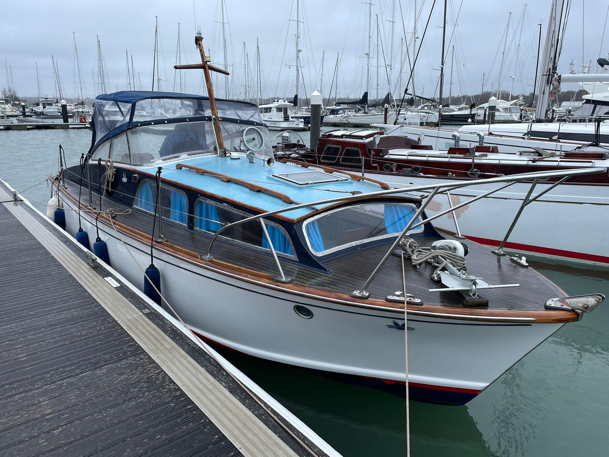 1965 Fairey Huntsman 28 Antique and Classic for sale - YachtWorld