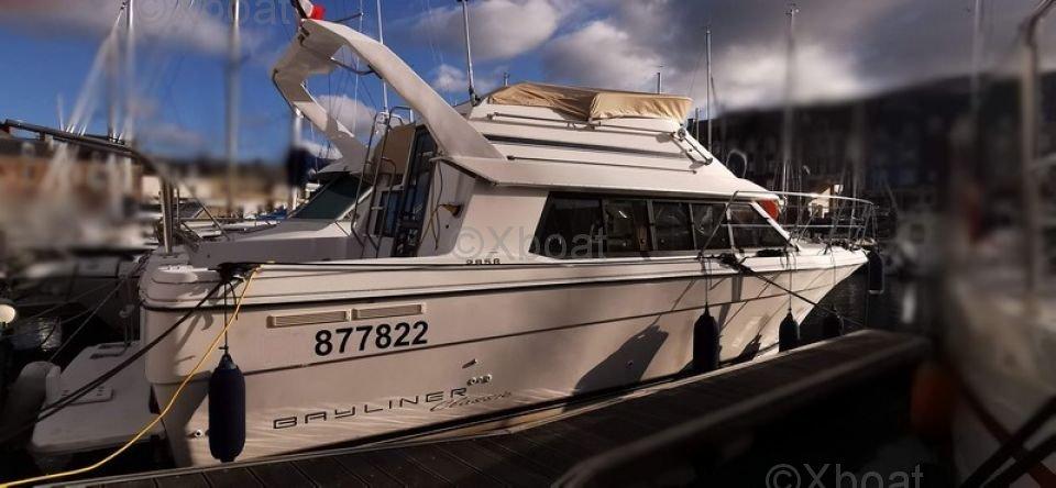 Used 1995 Bayliner BAYLINER 2858 CLASSIC - 22 - Côtes-d'Armor | TopBoats