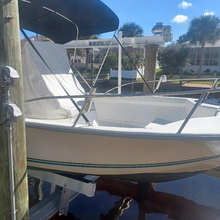 2011 Key Largo 20' Center Console Centre Console for sale - YachtWorld