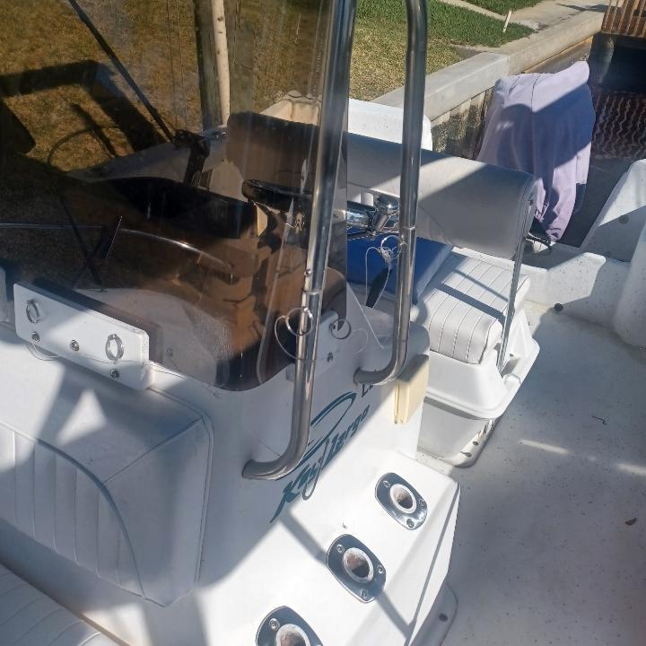 2011 Key Largo 20' Center Console Centre Console for sale - YachtWorld